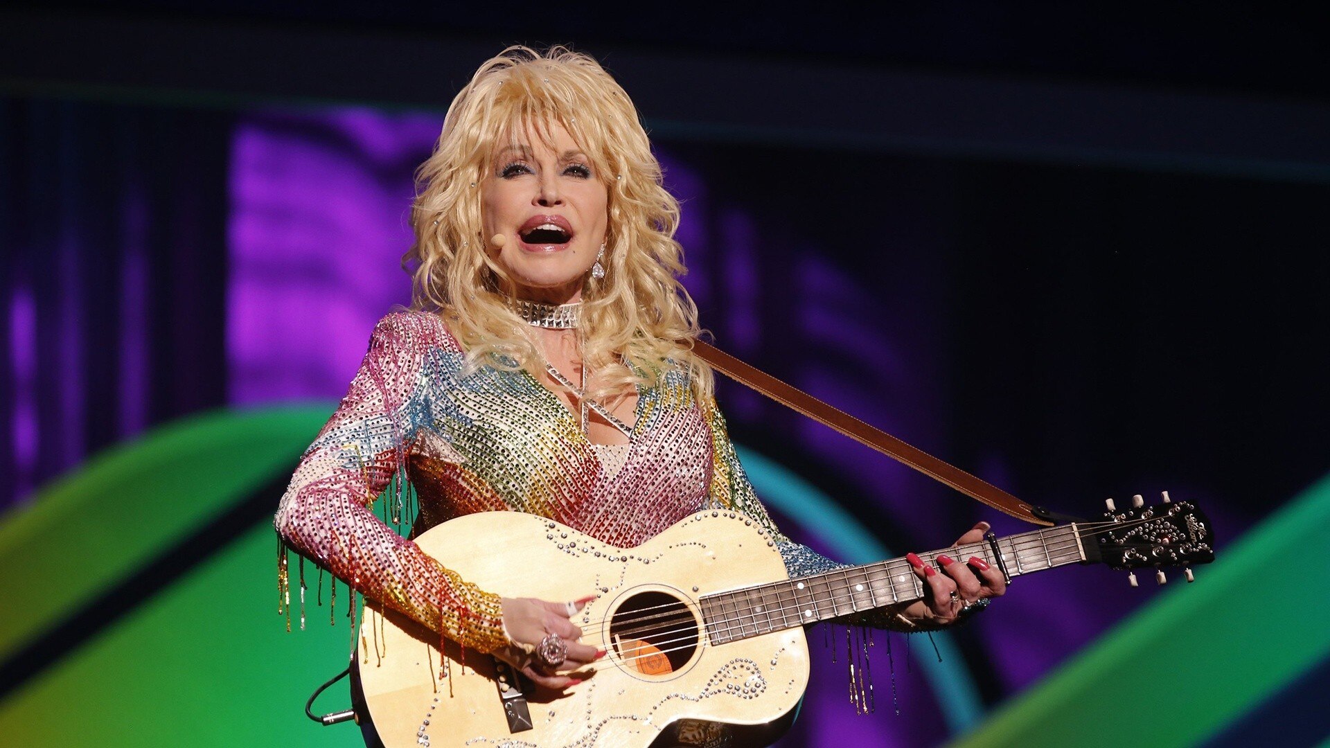 Watch TODAY Excerpt: Dolly Parton makes grand debut on TikTok with ...