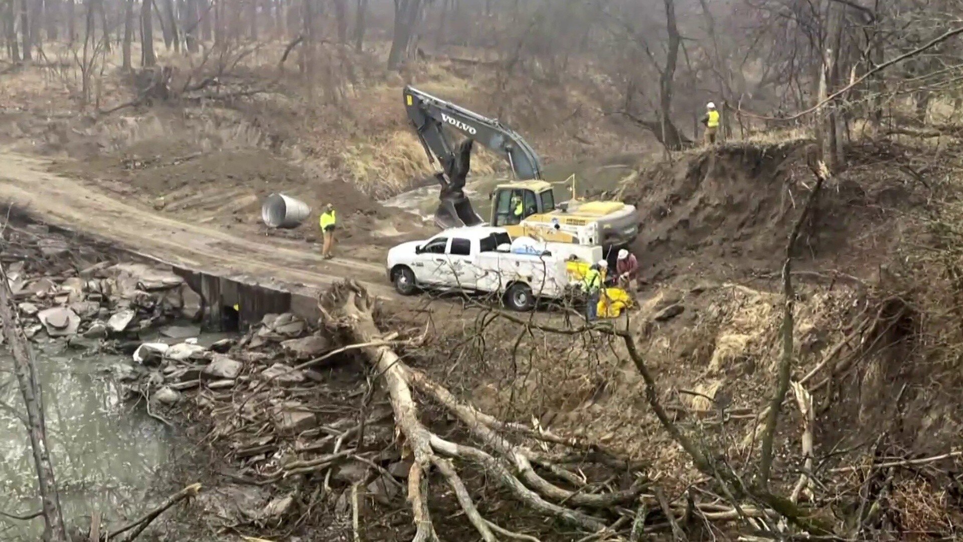 Watch TODAY Excerpt: Keystone pipeline shuts down following oil spill ...