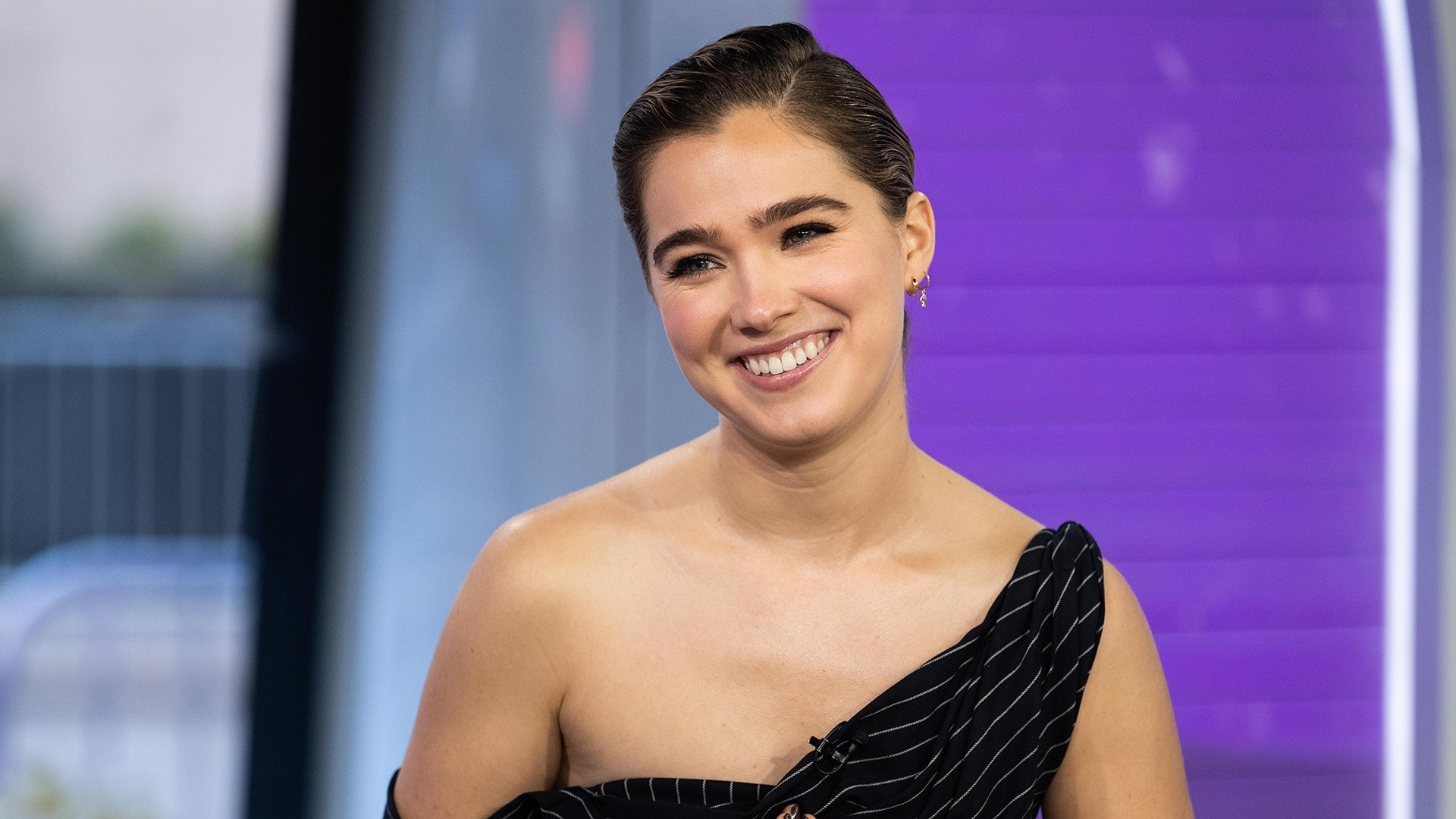 Watch TODAY Excerpt: Haley Lu Richardson on stalking Aubrey Plaza for ...