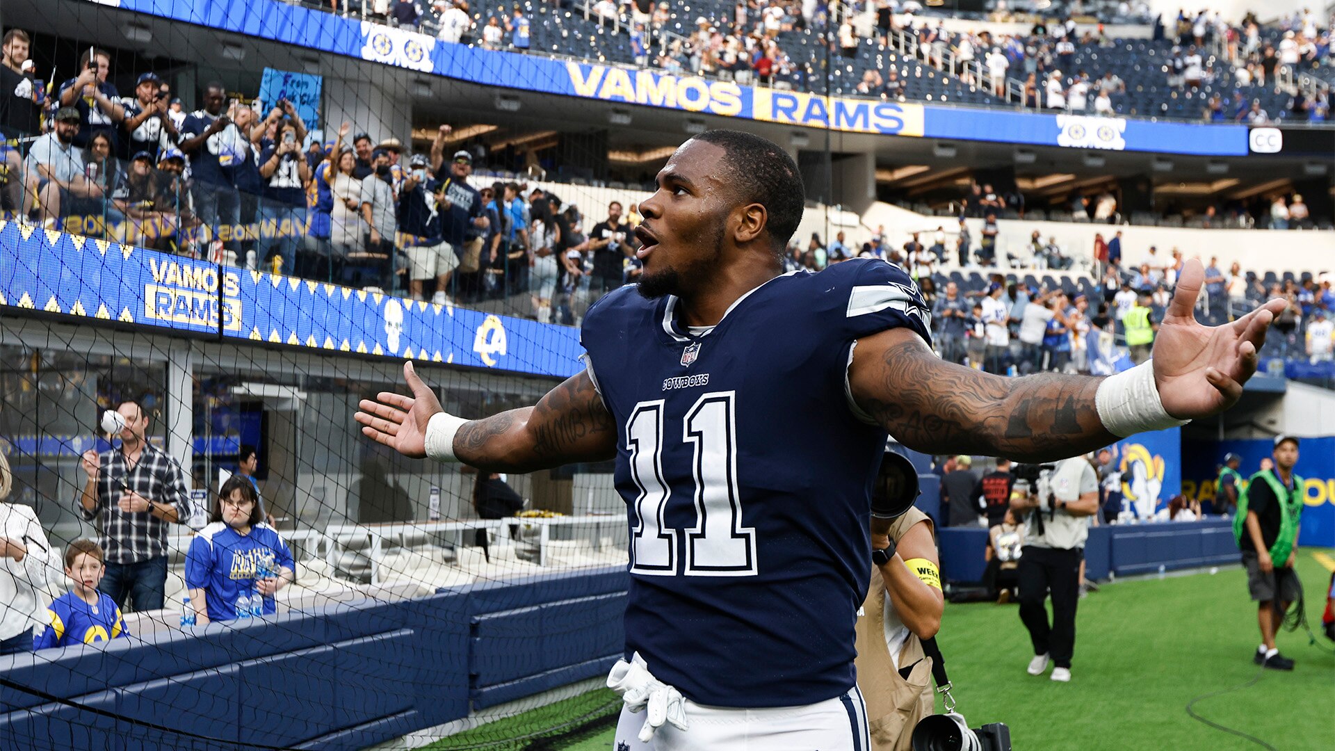 Watch Chris Simms Unbuttoned Clip: How Quinn, Cowboys D create 'chaos ...