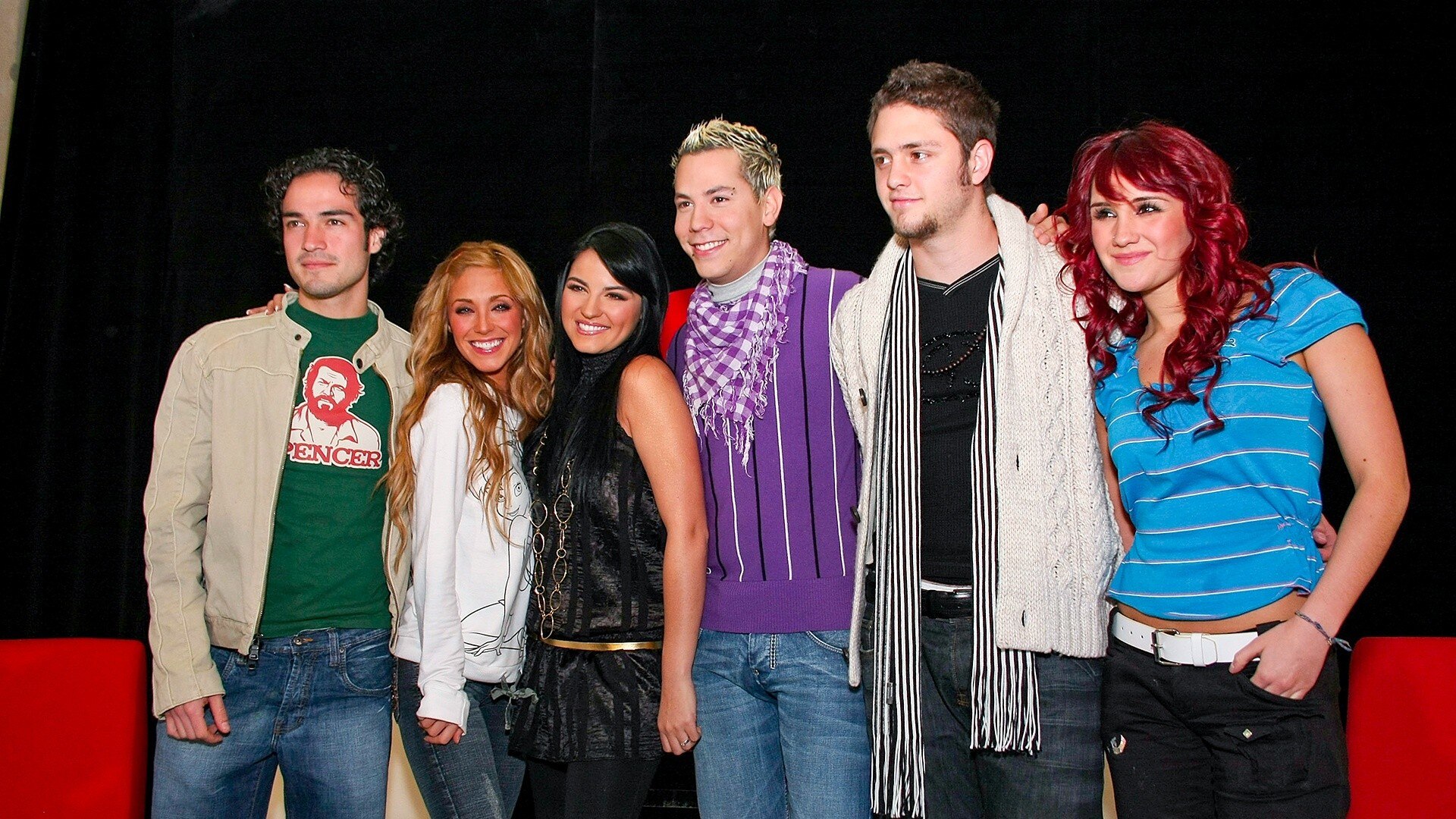 Watch Hoy Día Highlight: RBD anuncia su regreso a los escenarios y causa furor en redes sociales ...