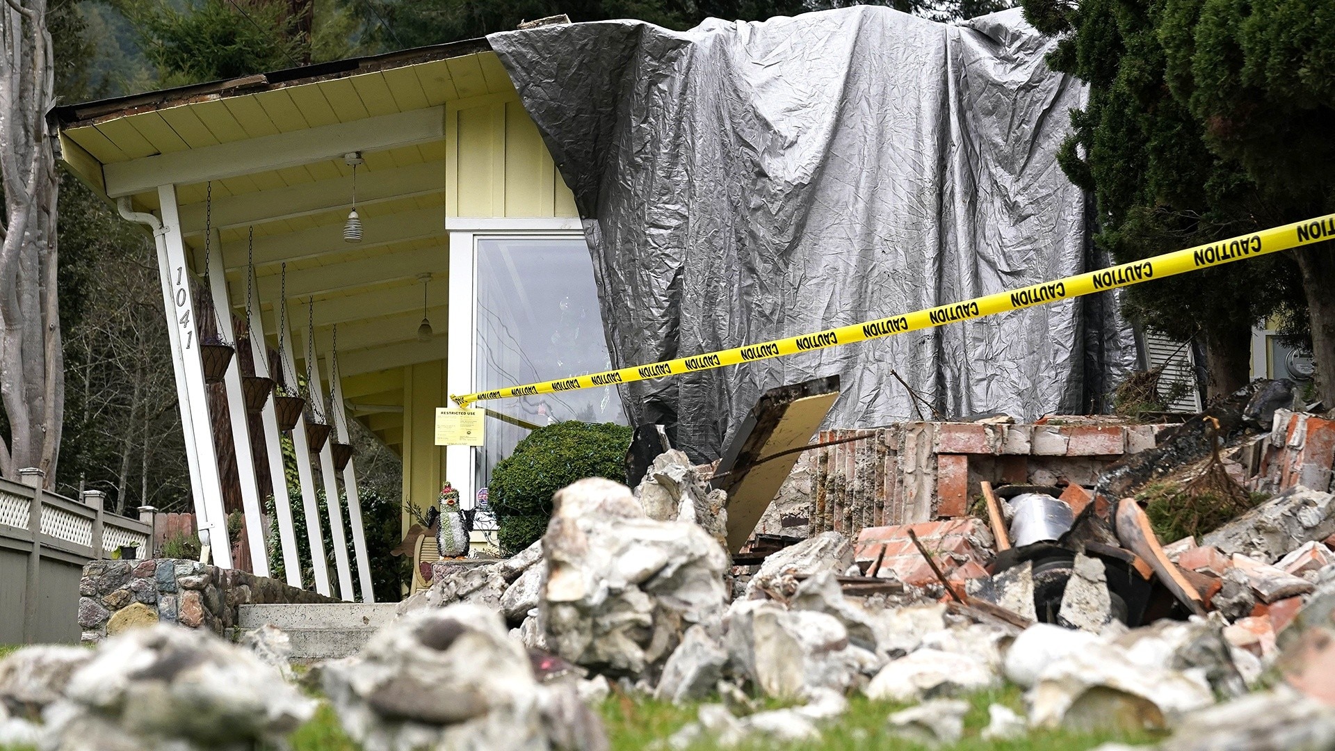 Watch TODAY Excerpt: California braces for aftershocks after 6.4 ...