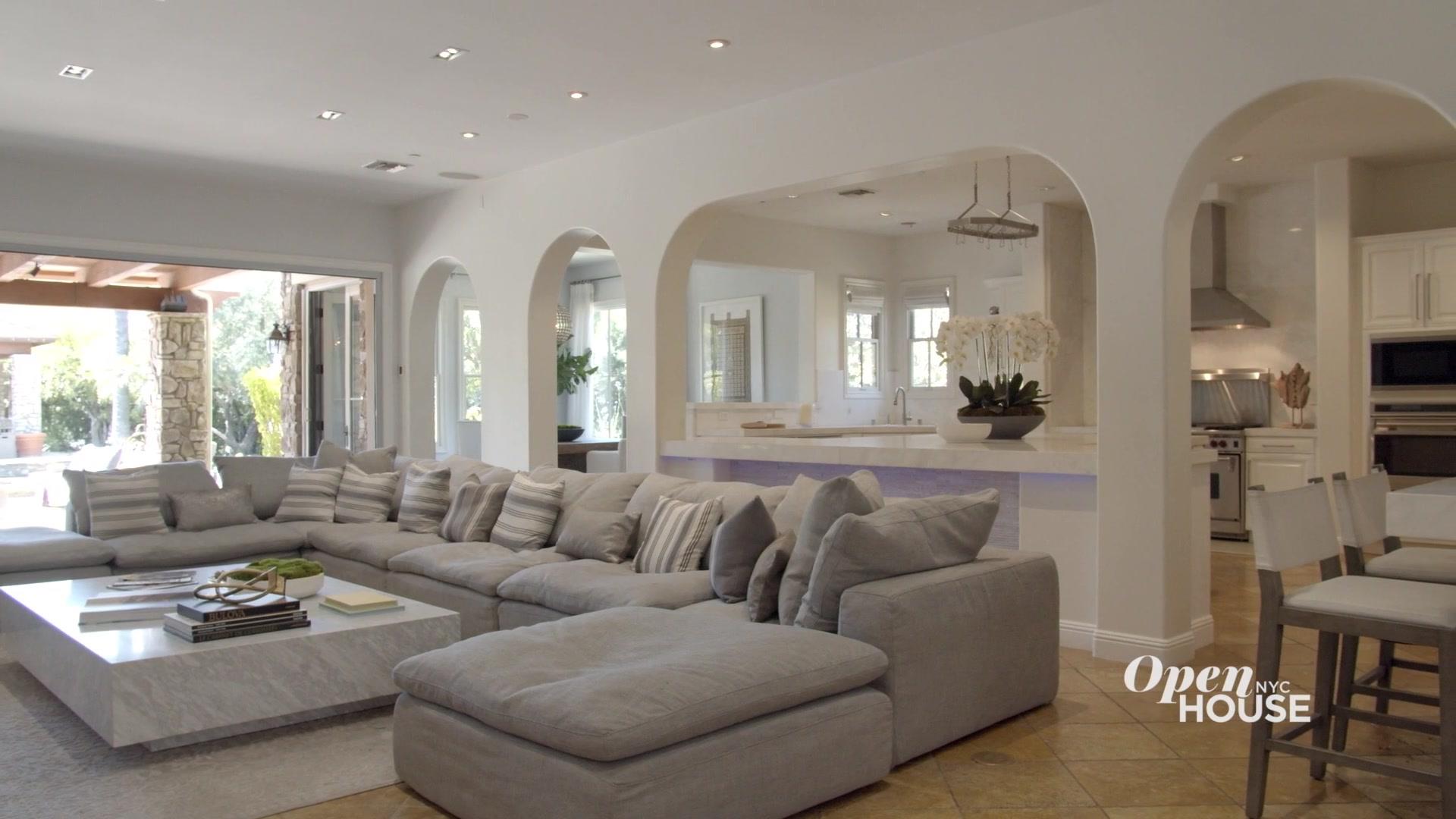 Watch Open House NYC Episode: Luxury in NY & LA - NBC.com