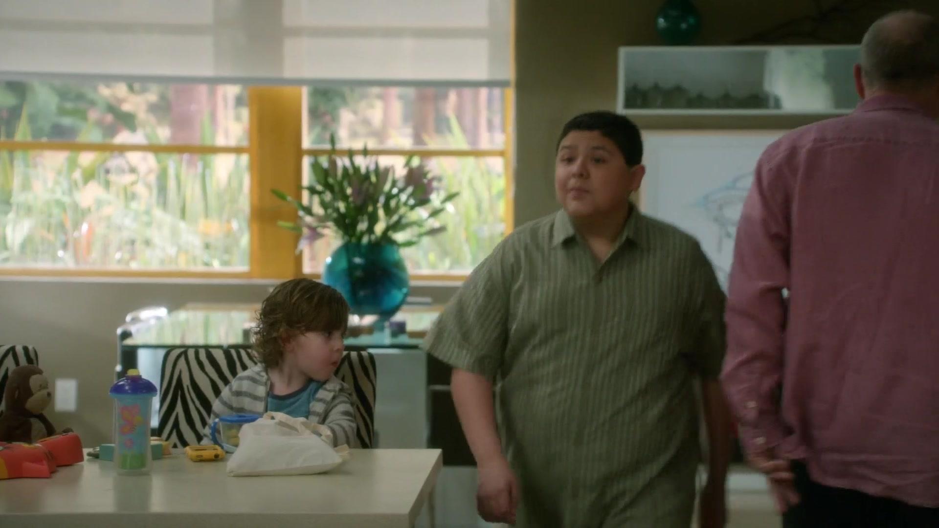 Watch Modern Family Episode: Patriot Games - NBC.com