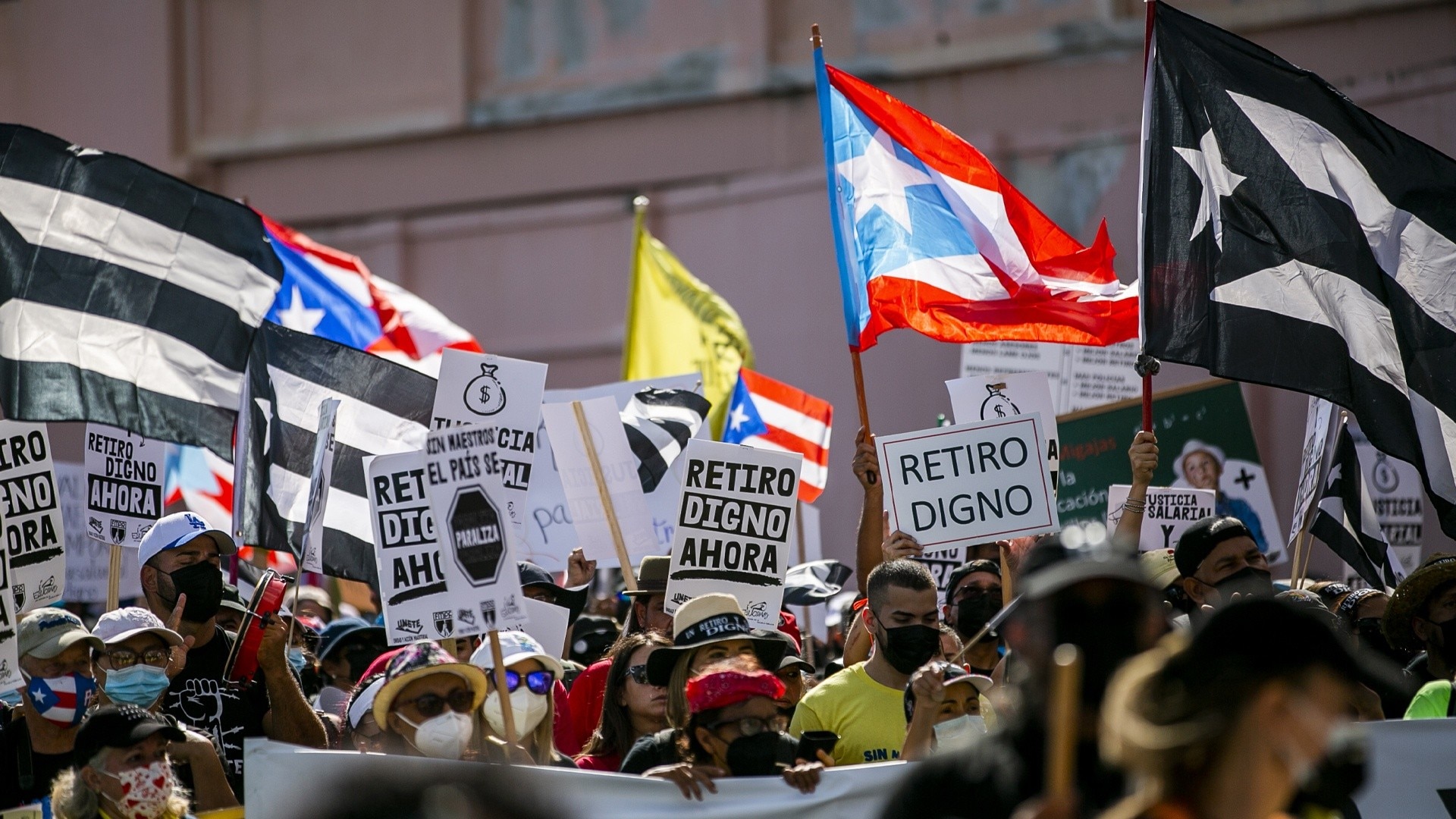 Watch Hoy Día Highlight: Miles de trabajadores protestaron en Puerto ...