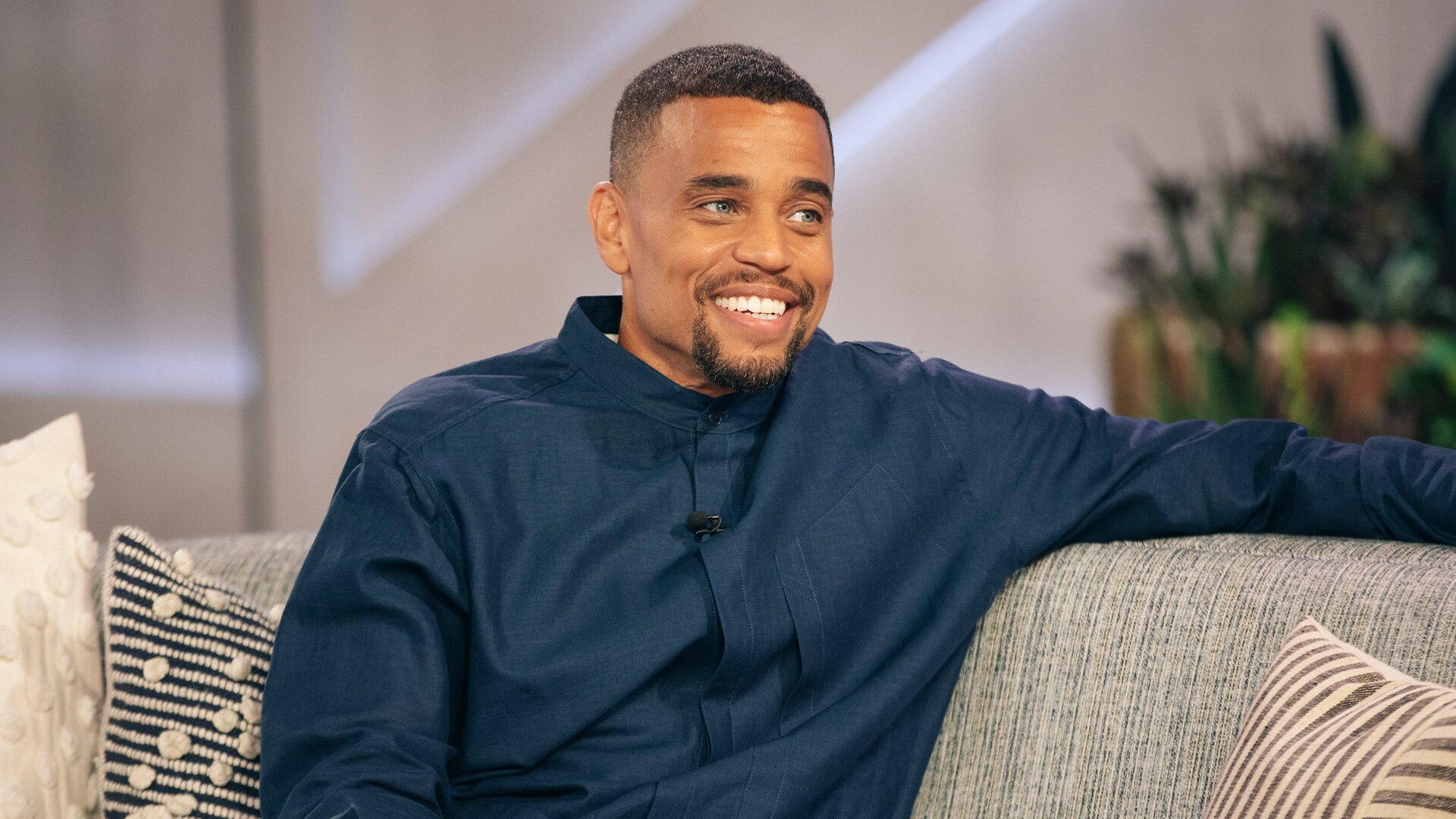 Watch The Kelly Clarkson Show - Official Website Episode: Michael Ealy ...