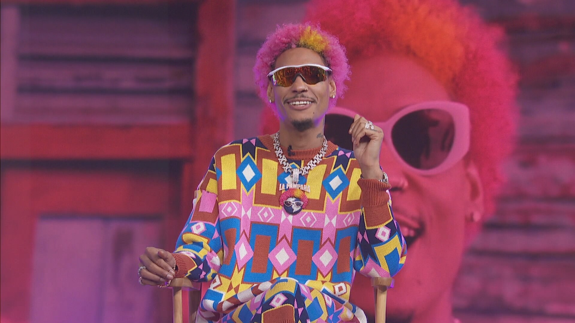 Watch En Casa con Telemundo Episode: Lo nuevo de Kiko El Crazy - NBC.com