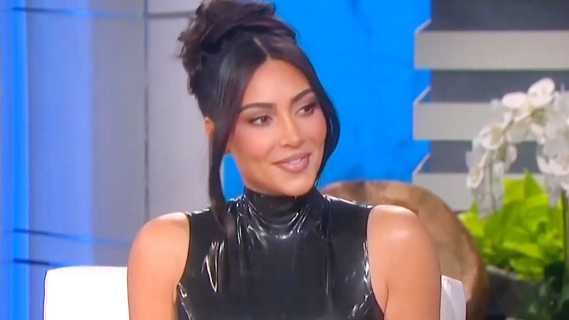 Watch Daily Pop Episode: Daily Pop 3/17 - NBC.com