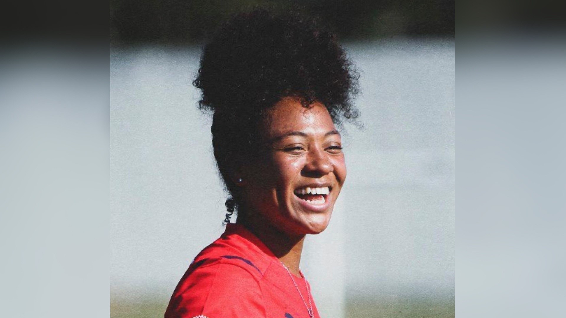 Watch Al Rojo Vivo Highlight: La futbolista Leslie Ramírez busca ...