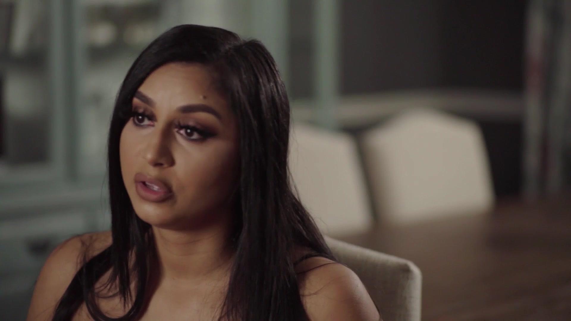 Watch Final Moments Web Exclusive: “Heather’s Been Murdered”: Friends ...