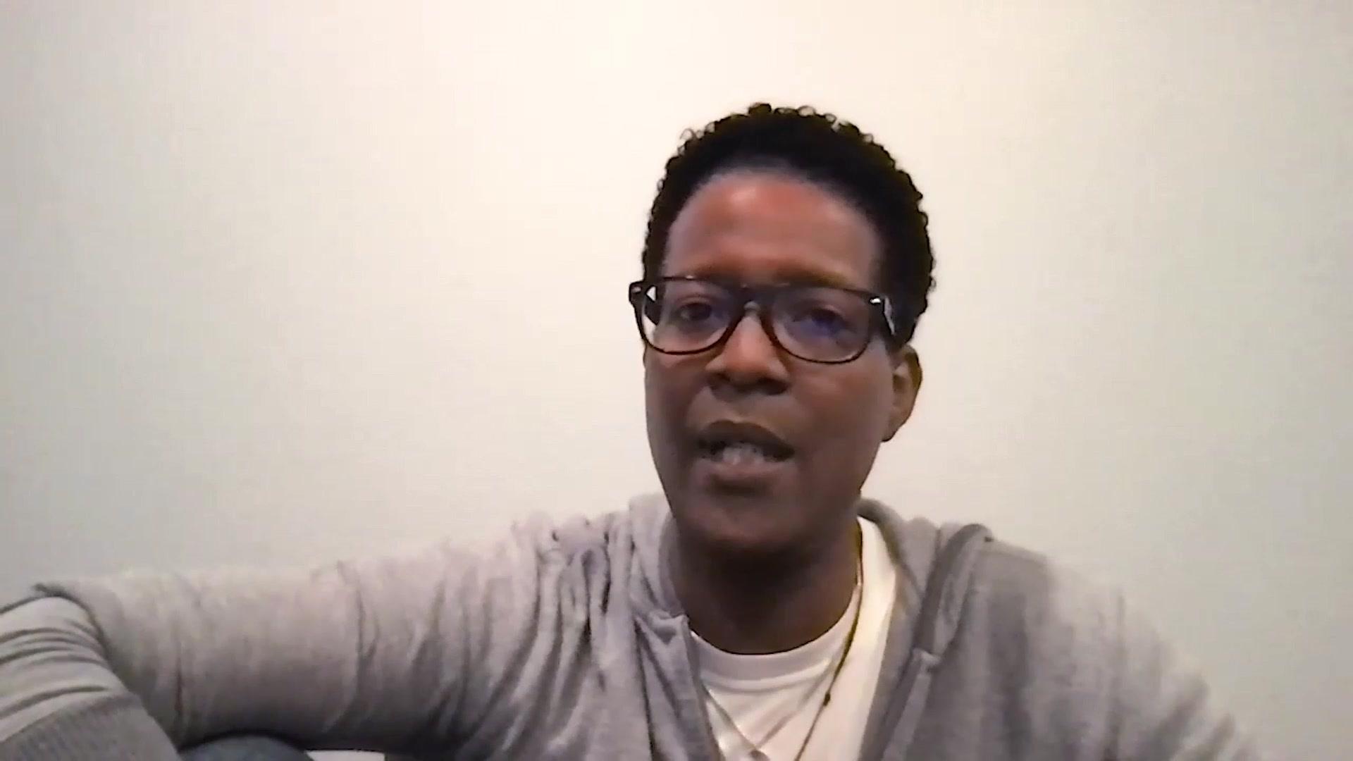 Watch Resident Alien Web Exclusive: Resident Alien Star Corey Reynolds ...