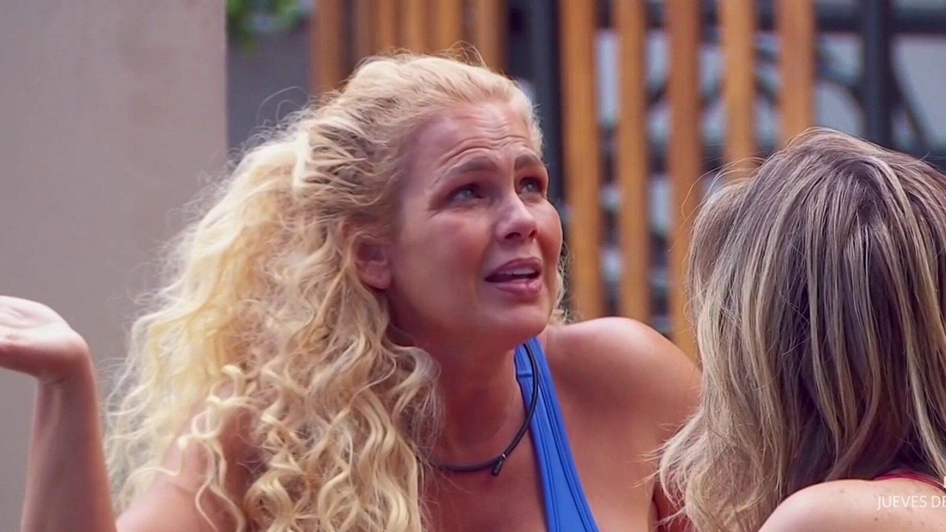 Watch La Casa de los Famosos Highlight: La Casa de los Famosos 2: La relación de Niurka y Juan ...