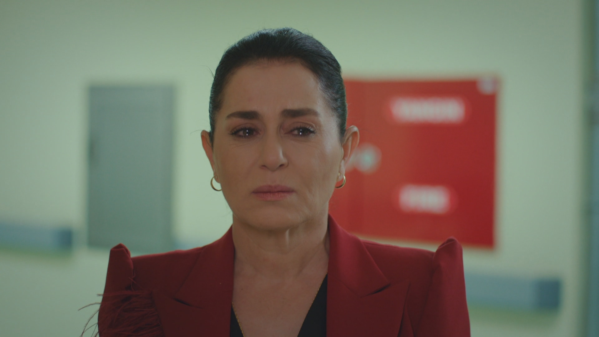 Watch Él Es Mi Hijo Episode: Al descubierto - NBC.com