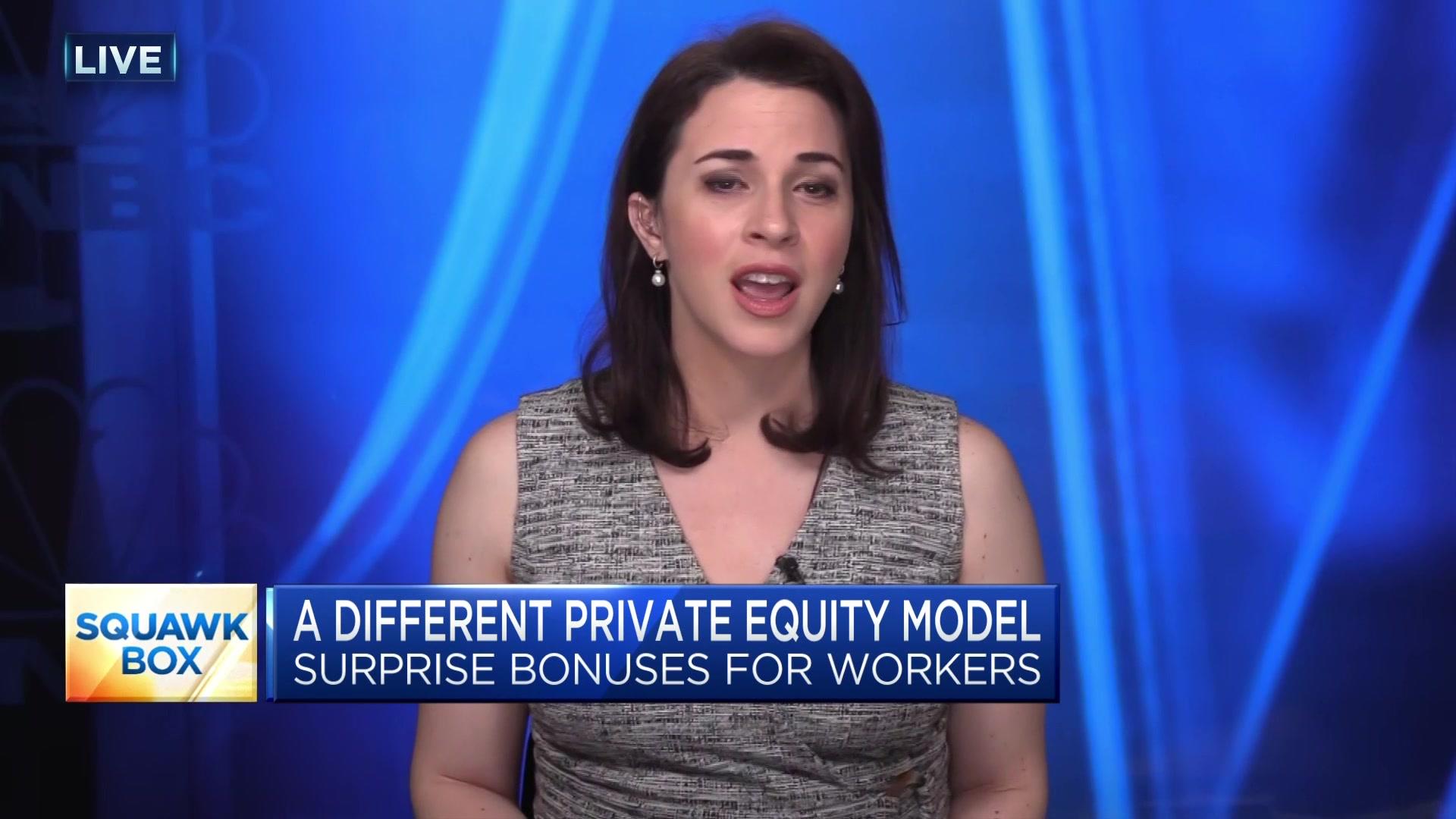 Watch Squawk Box Episode: Squawk Box - May 17, 2022 - NBC.com