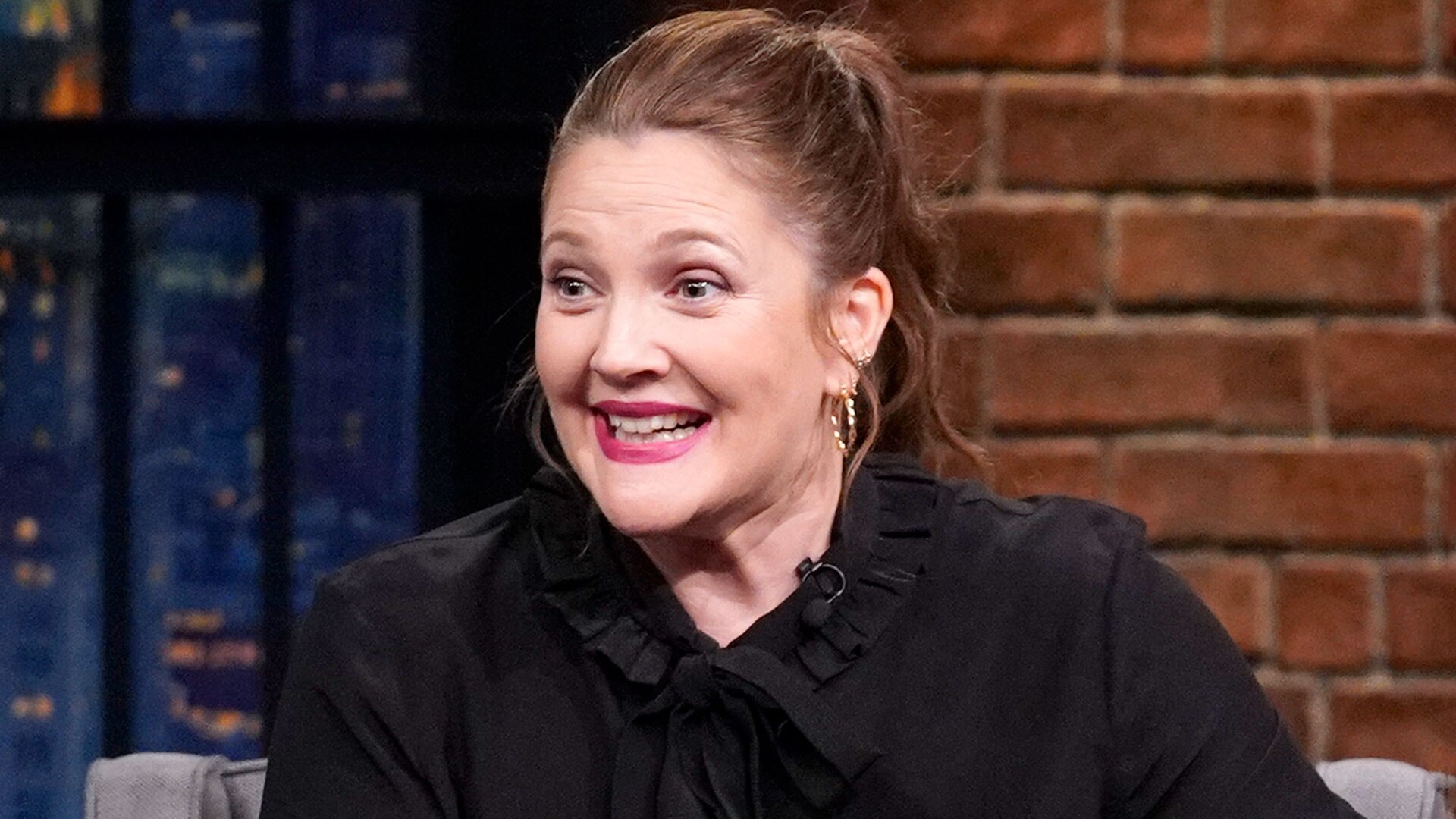 Watch Late Night with Seth Meyers Highlight: Drew Barrymore Had an ...