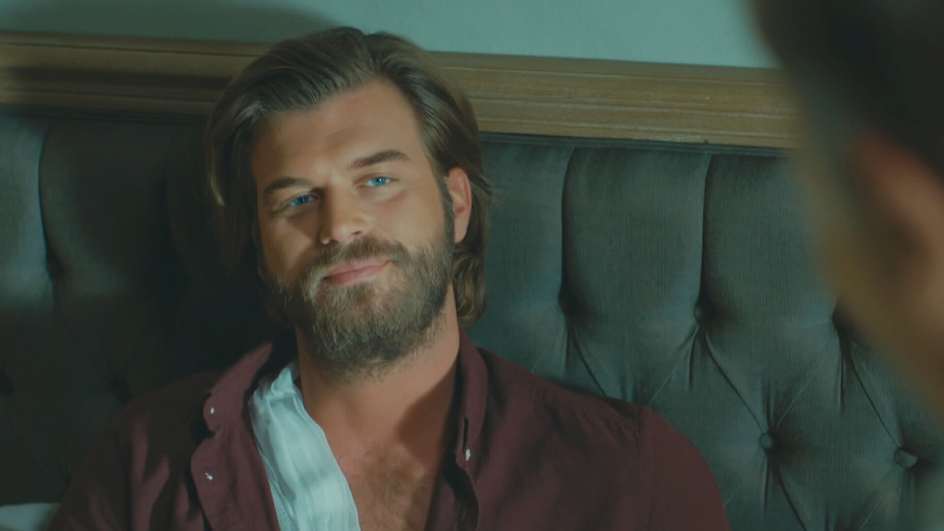 Watch Amor Valiente Episode: El héroe - NBC.com