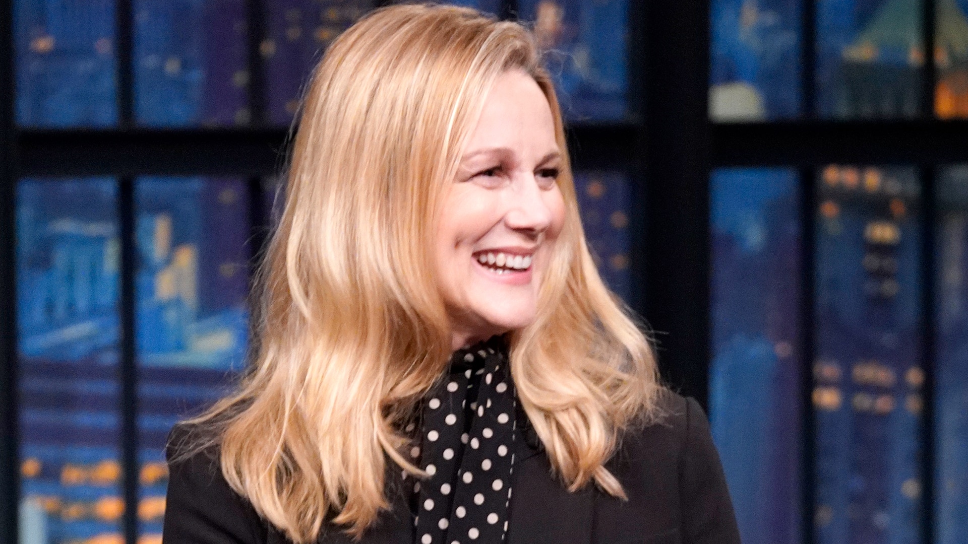 Watch Late Night with Seth Meyers Episode: Laura Linney, Melanie ...