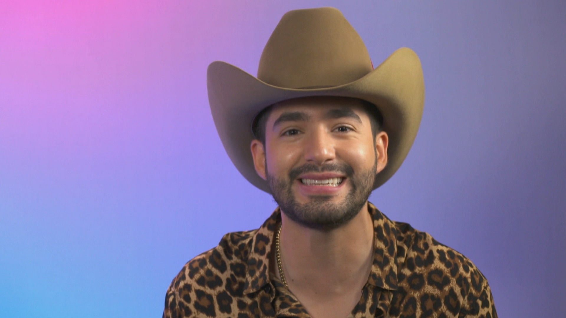 Watch En Casa con Telemundo Episode: La gira musical de Jary Franco ...