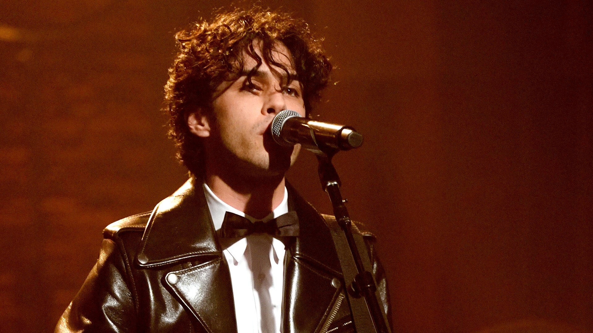 Watch Late Night with Seth Meyers Highlight: Stephen Sanchez: Until I ...