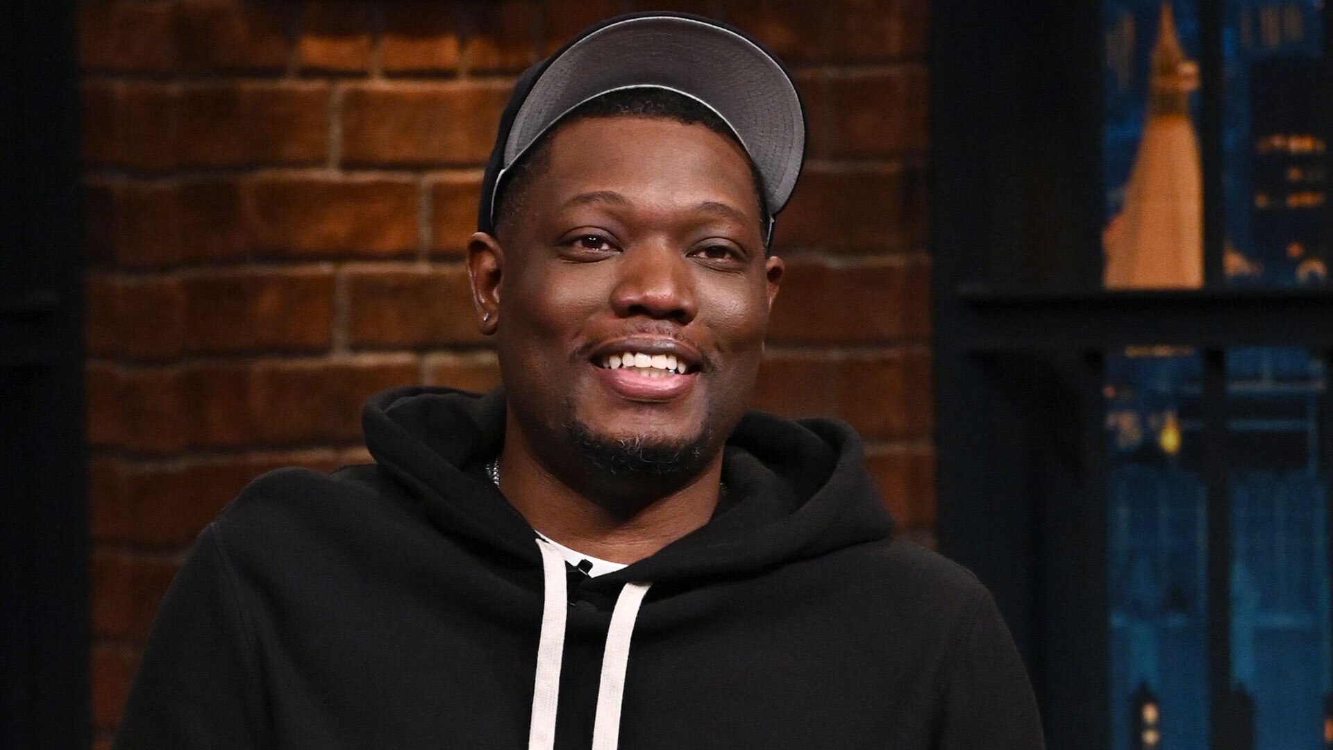 Watch Late Night with Seth Meyers Highlight: Michael Che Thinks ...