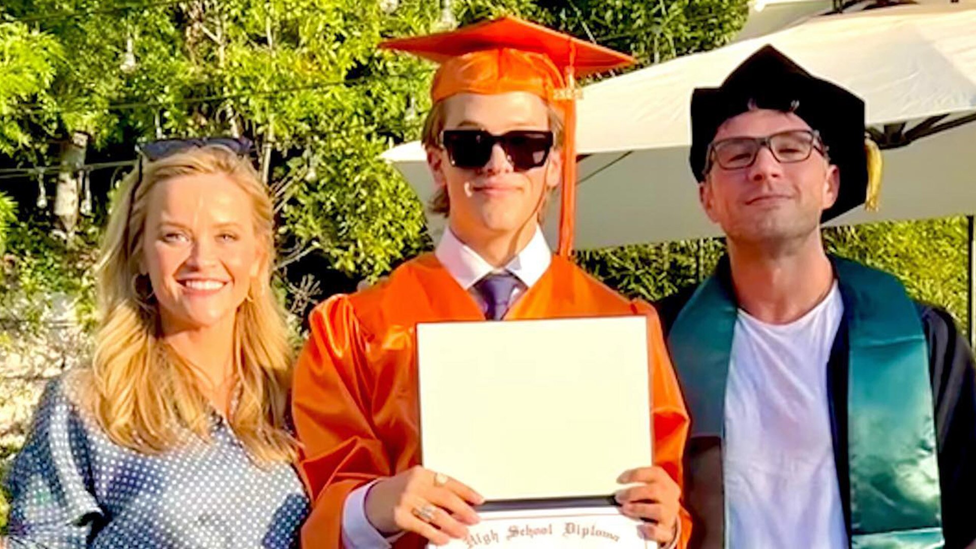 Watch Access Hollywood Highlight: Reese Witherspoon & Ex-Husband Ryan ...