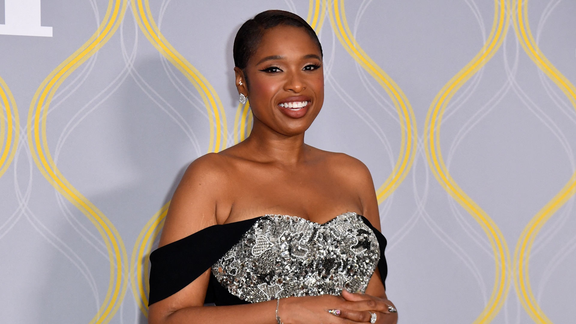 Watch Access Hollywood Highlight Jennifer Hudson Becomes An Egot After