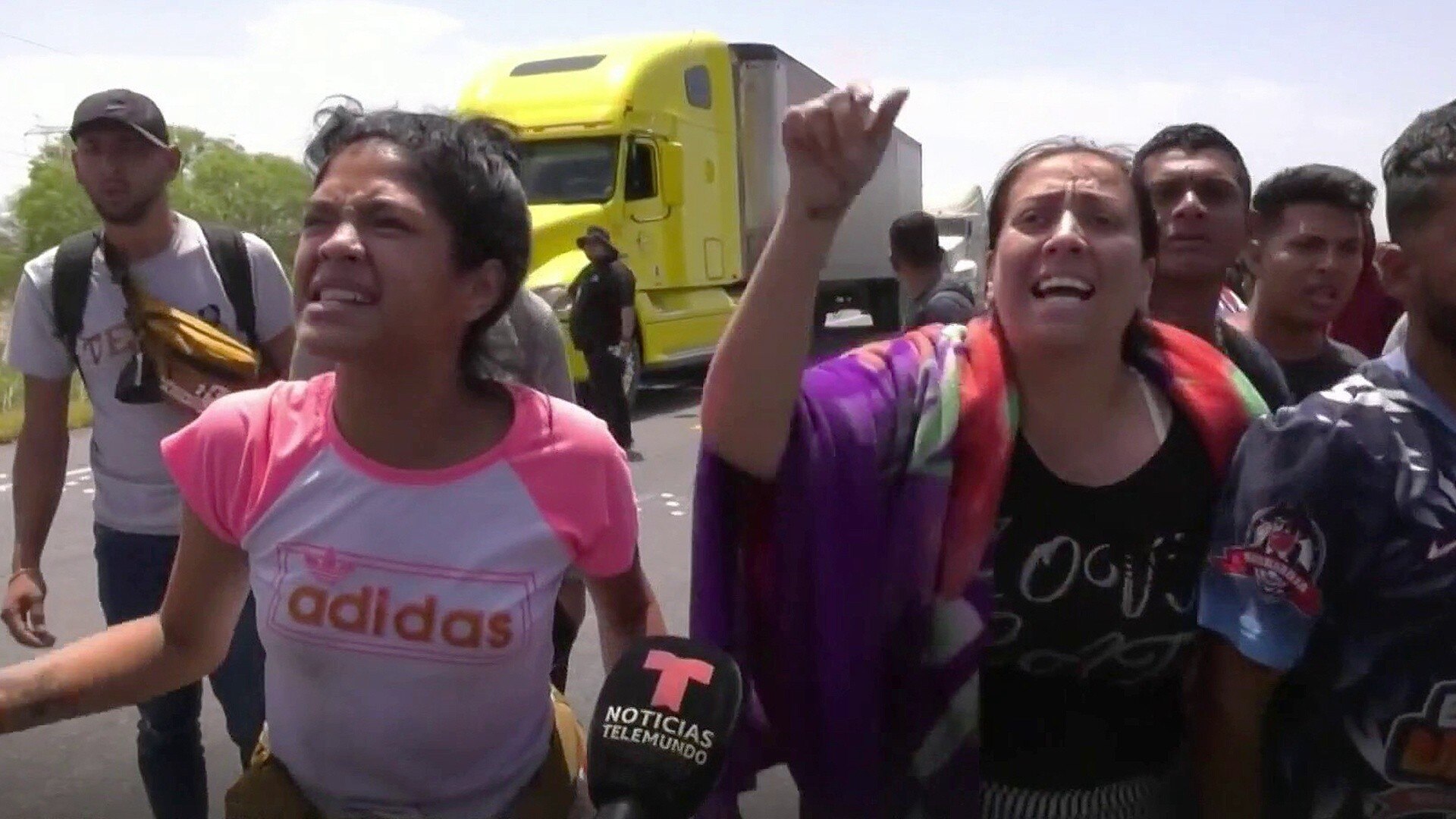 Watch Noticias Telemundo En La Noche Highlight Migrantes Desesperados