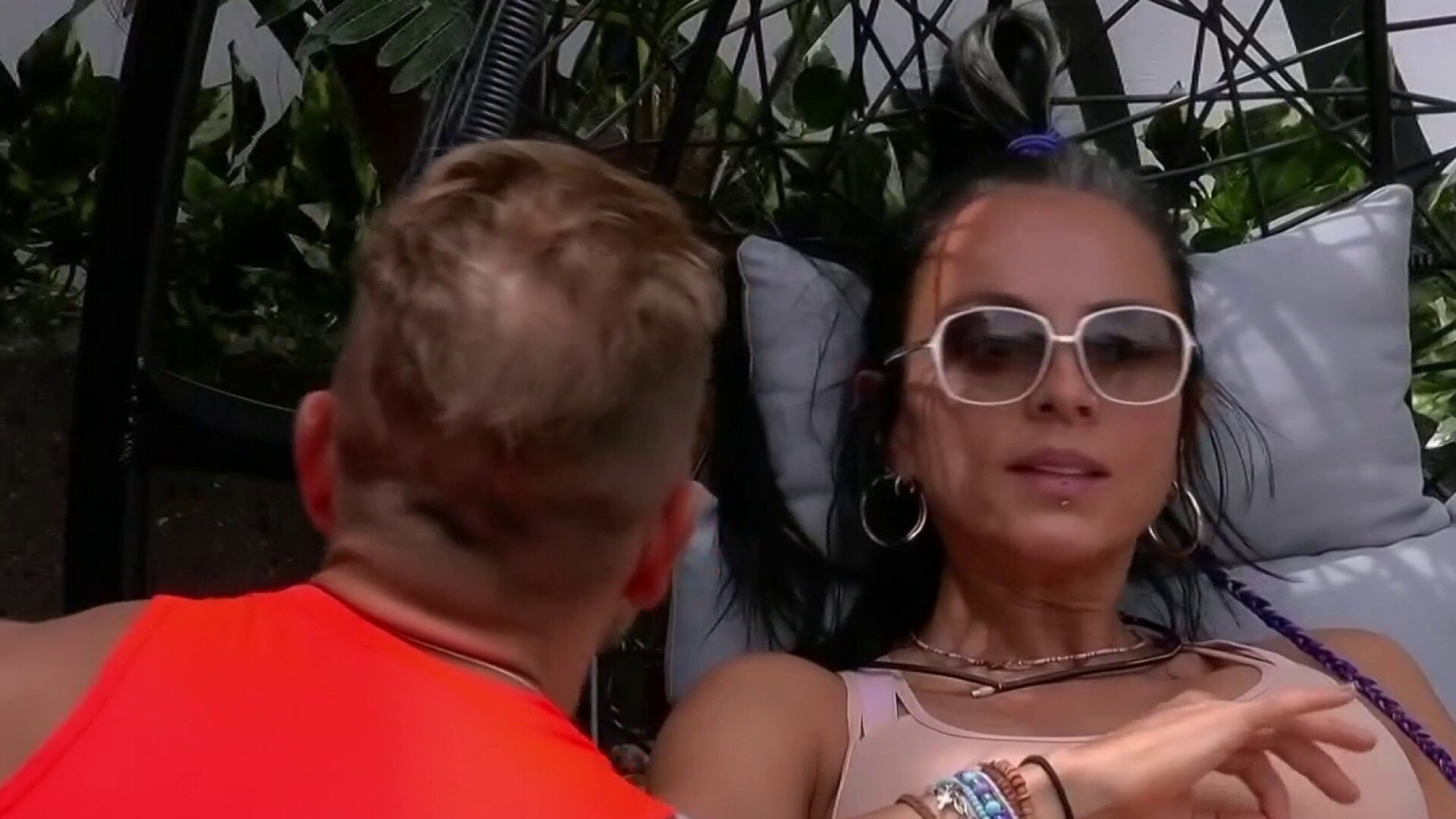 Watch La Casa de los Famosos Highlight: La Casa de los Famosos 2: Ivonne es señalada - NBC.com