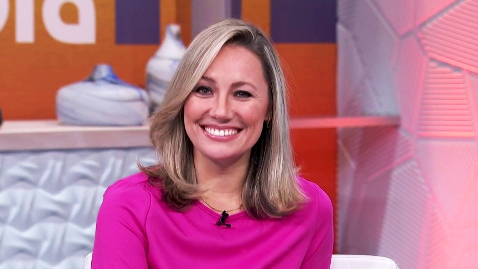 Watch Hoy Día Highlight: Rebeka Smyth y Adamari López hablan de la ...