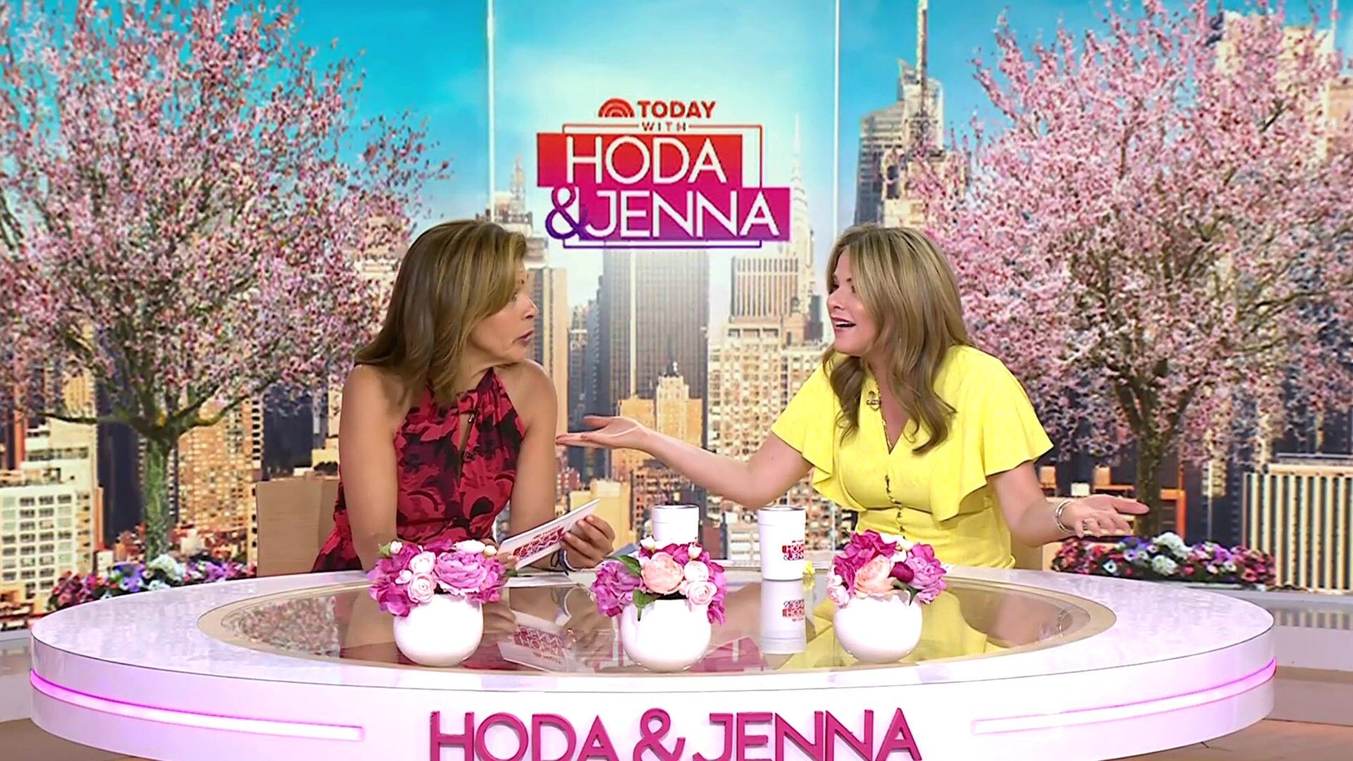 Watch TODAY Excerpt: Hoda and Jenna share how they tell guests it's ...