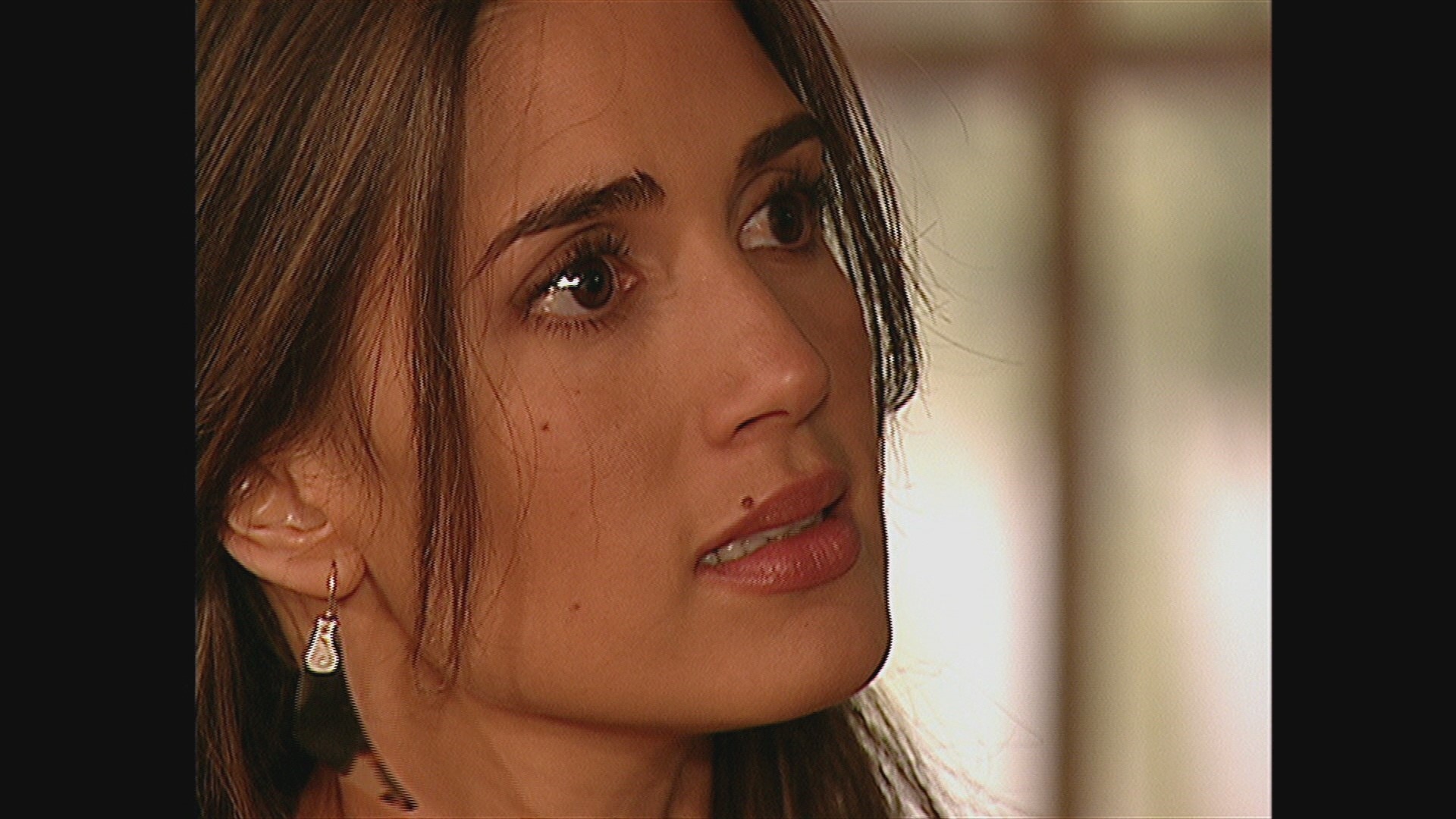 Watch La Tormenta Episode: Todo es mentira - NBC.com