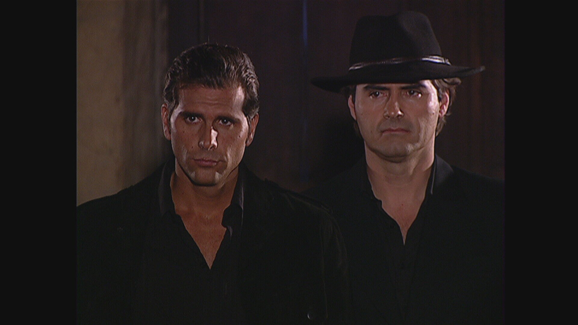 Watch La Tormenta Episode: Papeles falsos - NBC.com