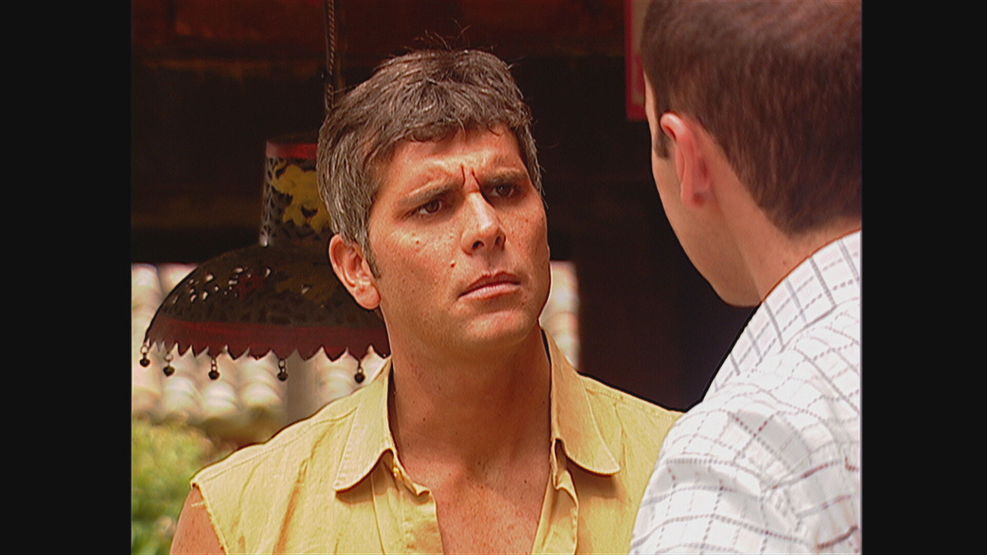 Watch La Tormenta Episode: A rostro descubierto - NBC.com