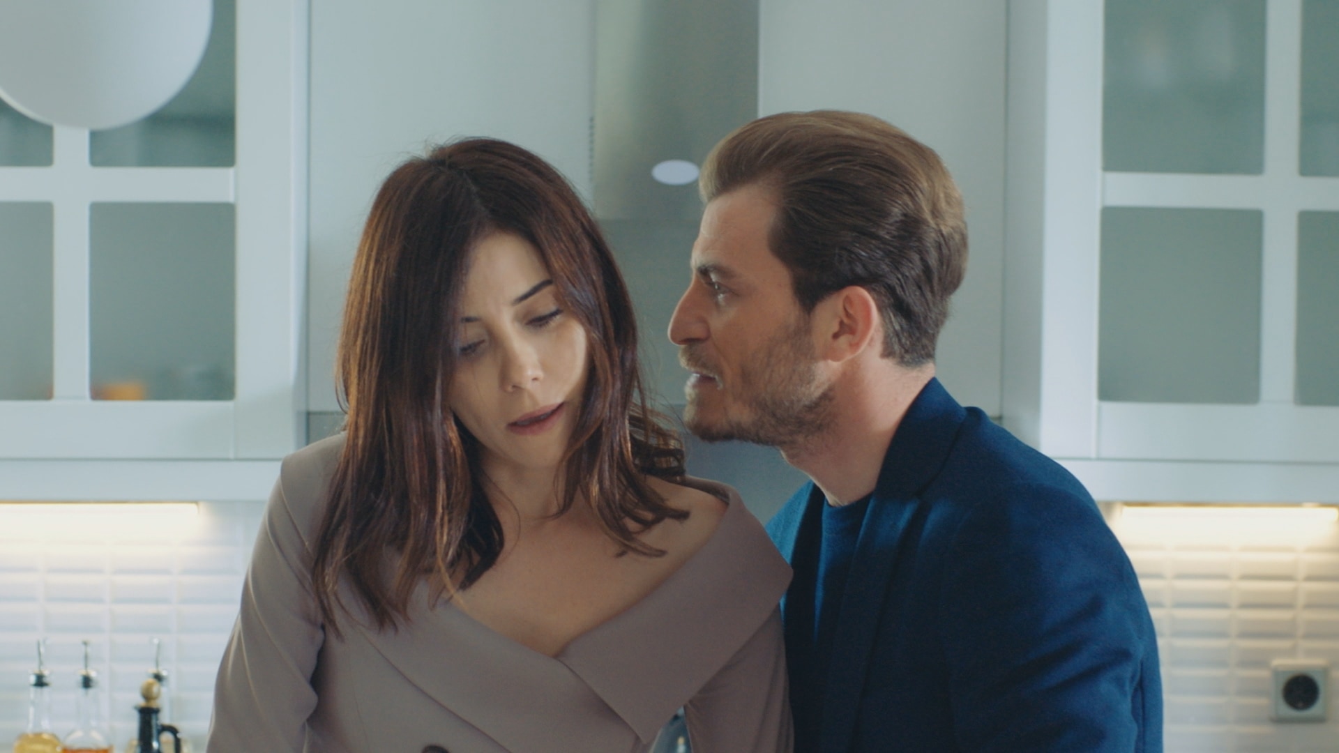 Watch Infiel: Historia de un Engaño Highlight: Infiel: Historia de un ...