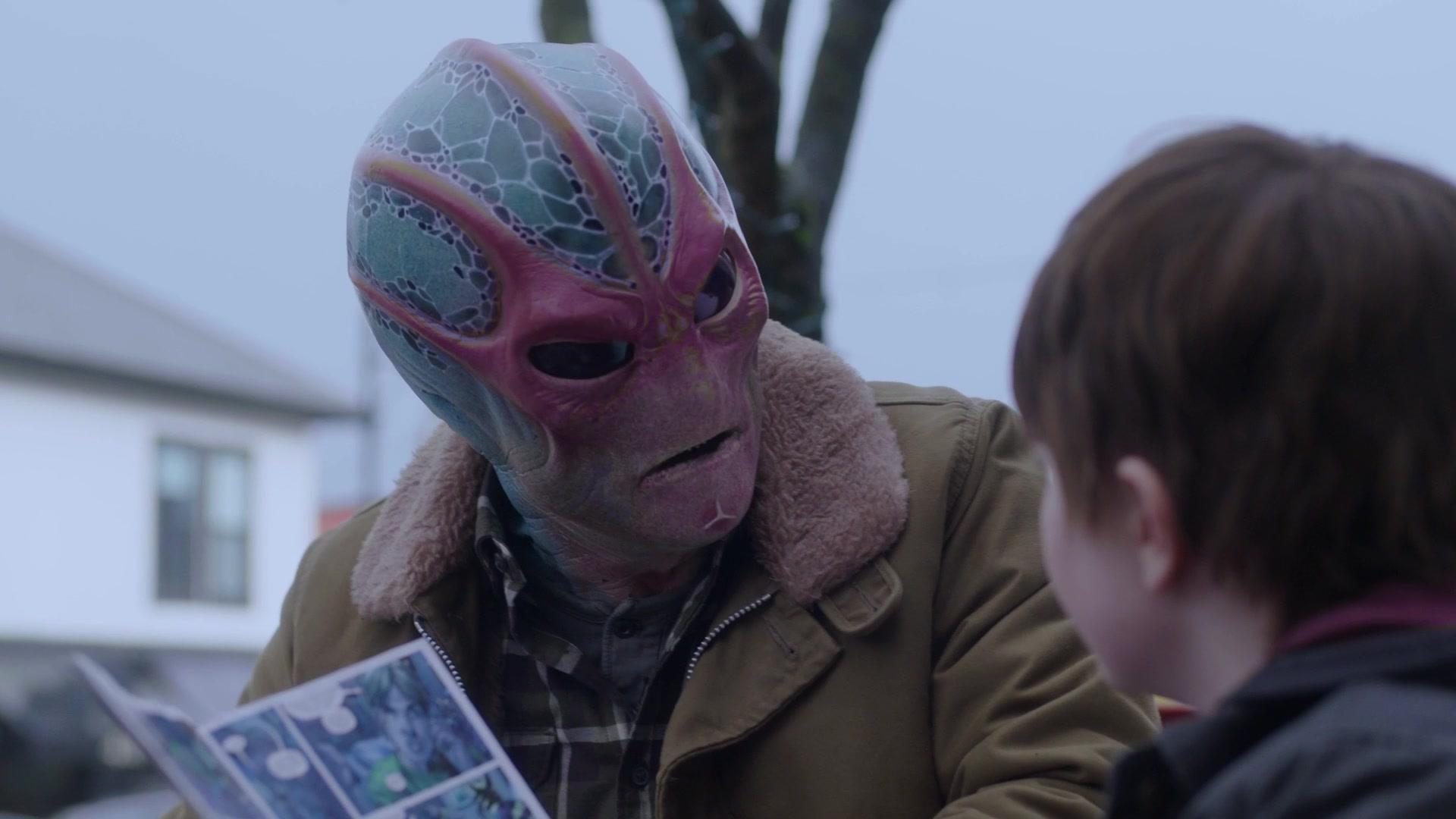 Watch Resident Alien Sneak Peek: Resident Alien Season 2, Part 2 ...