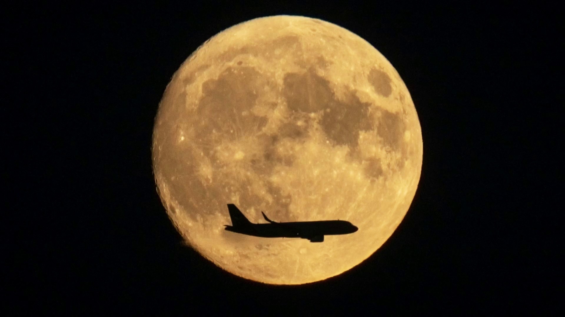 Watch TODAY Excerpt: When to catch the supermoon set to light up the ...