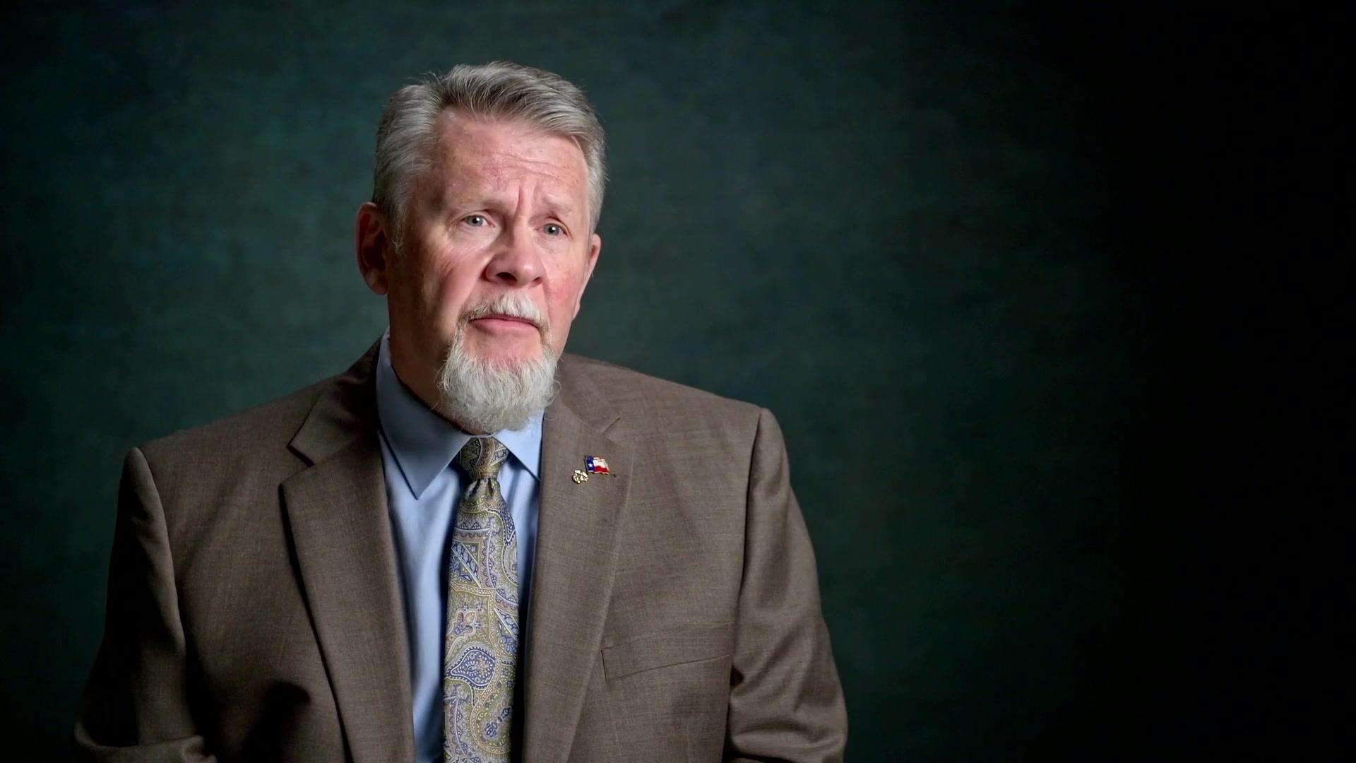 Watch Living with a Serial Killer Sneak Peek: A Superintendent Finds ...