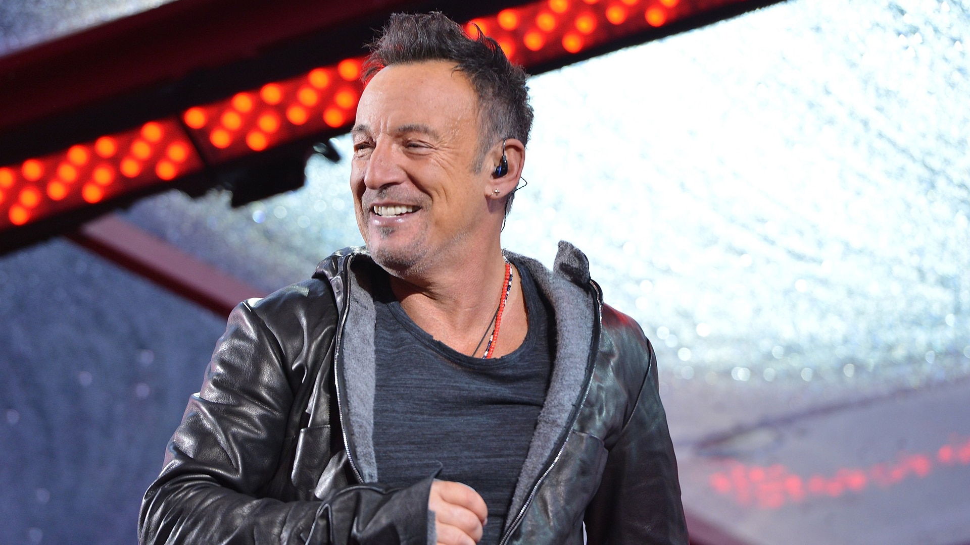 Watch TODAY Excerpt: Bruce Springsteen is a grandpa! See photo of his ...