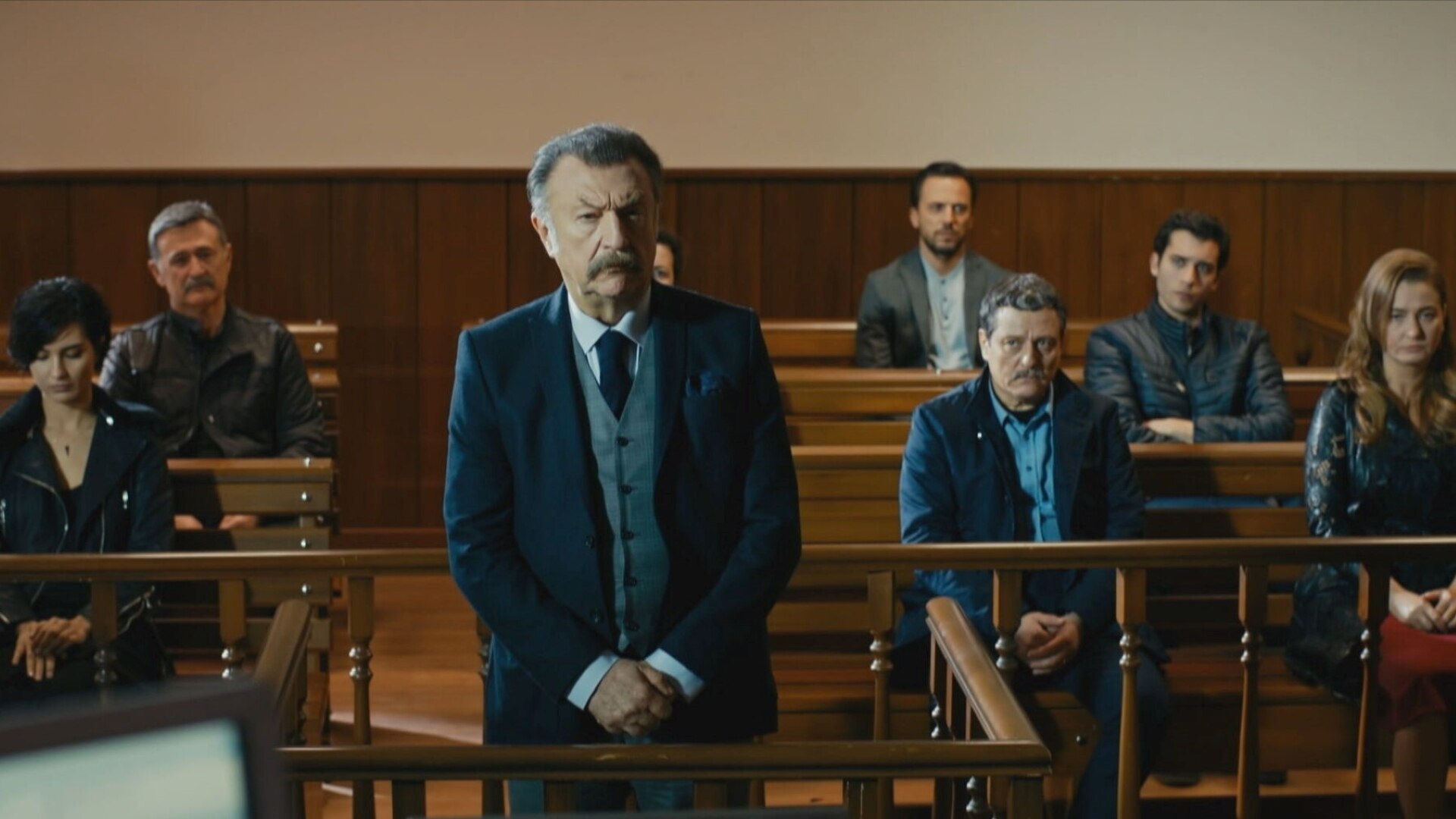 Watch Amor Valiente Episode: Roto por dentro - NBC.com