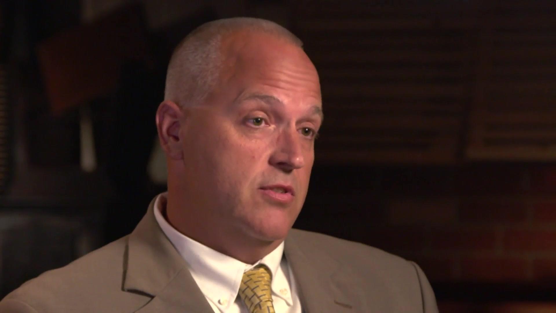 Watch Dateline: Secrets Uncovered Sneak Peek: Grief Struck Community ...