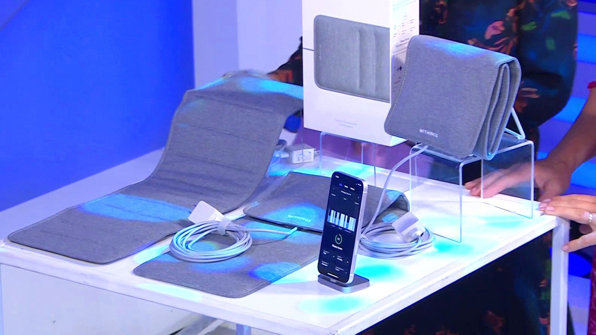 Watch TODAY Excerpt: Try these tech products to help you sleep better ...