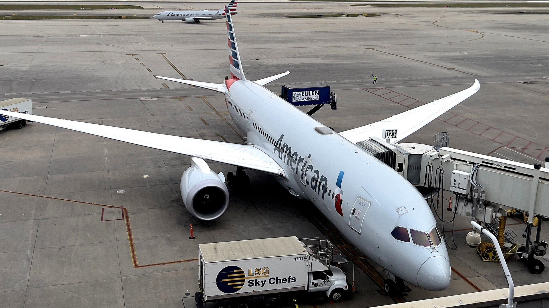 Watch TODAY Excerpt: How to find the best deals on flights this fall as ...