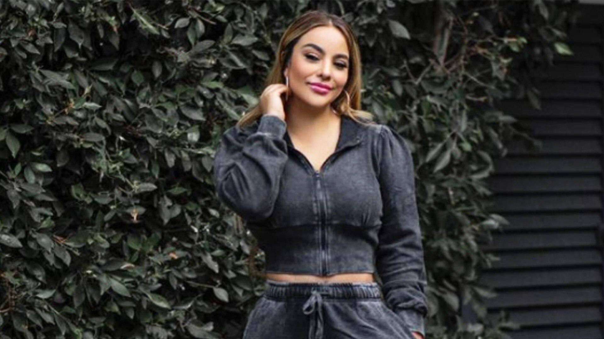 Watch hoy Día Highlight: Mayeli Alonso rompe en llanto al recordar a ...