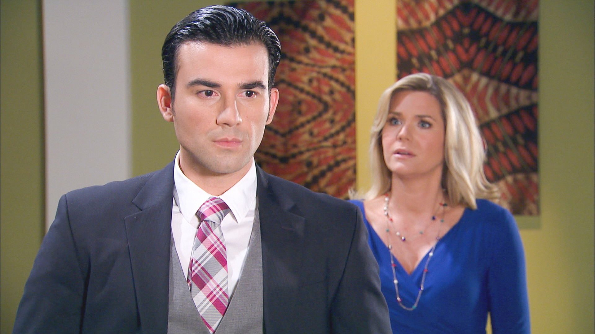 Watch Corazón Valiente Episode: El Complot de Isabel y Renzo - NBC.com