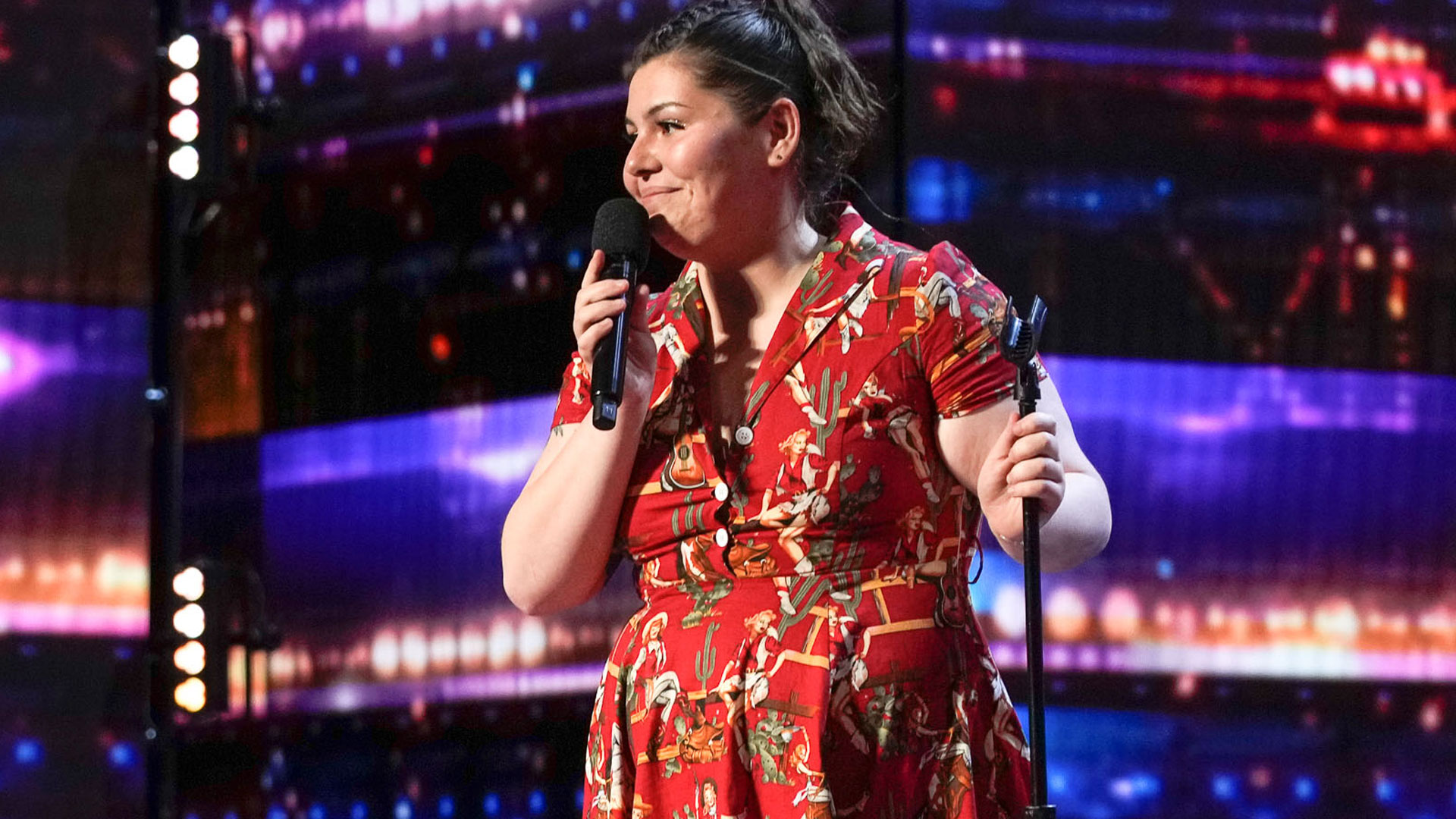 Watch America's Got Talent Highlight: Hard-of-Hearing Comedian Hayden ...