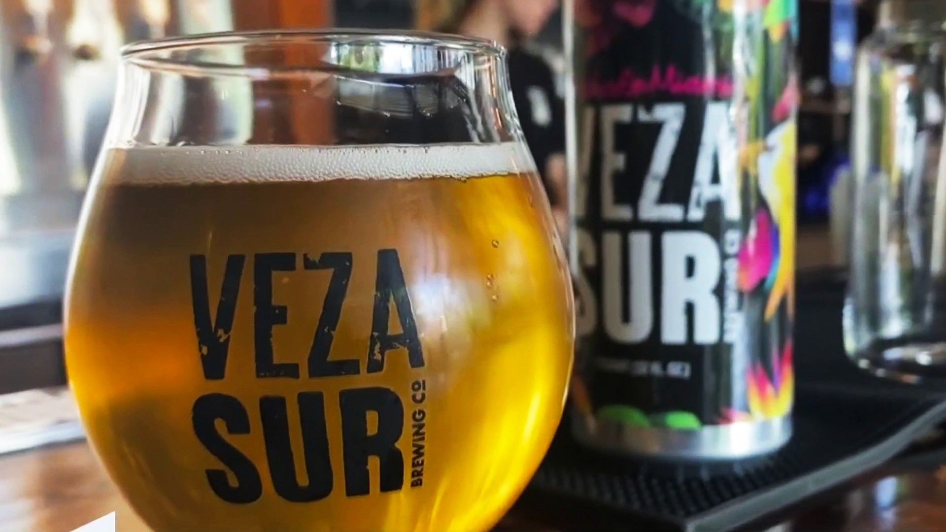 Watch Hoy Día Highlight: Así se inspiran en Veza Sur Brewing Co. para ...