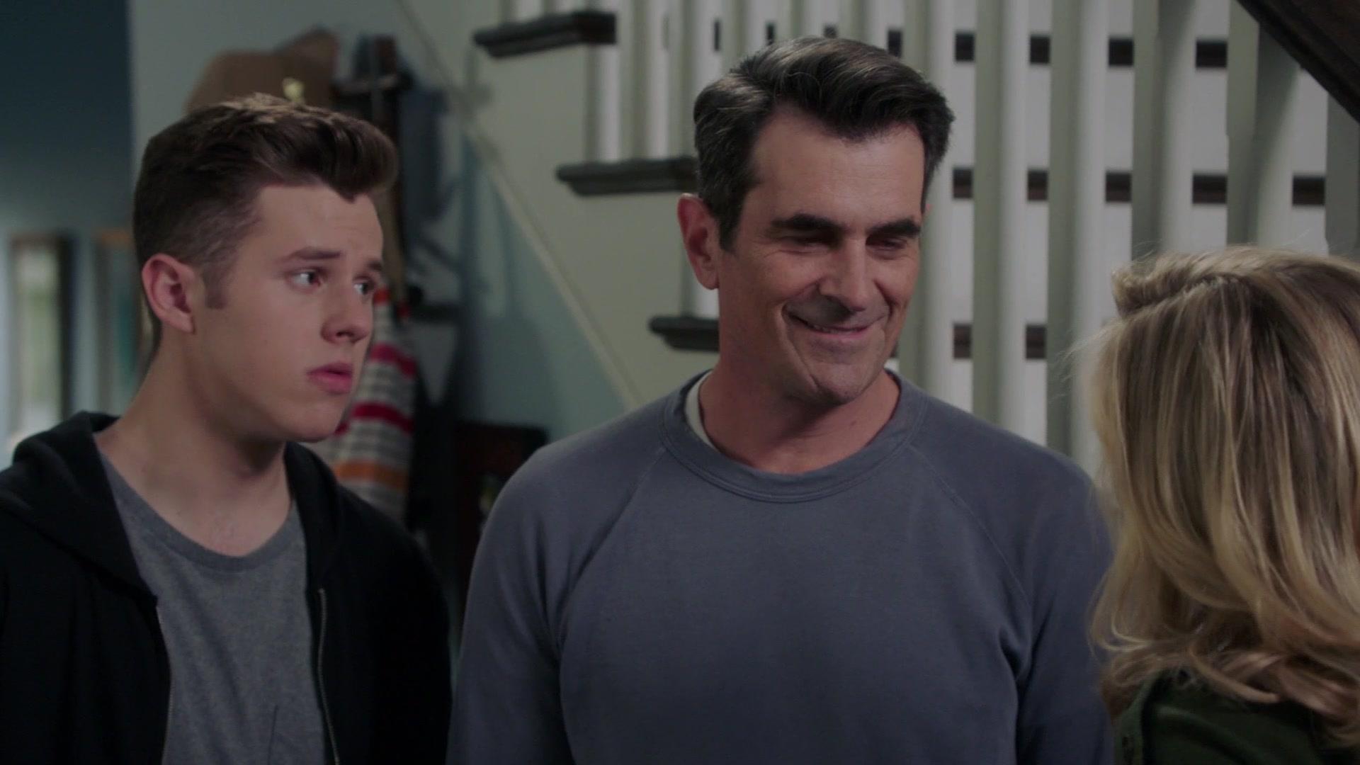 Watch Modern Family Episode: He Said, She Shed - NBC.com