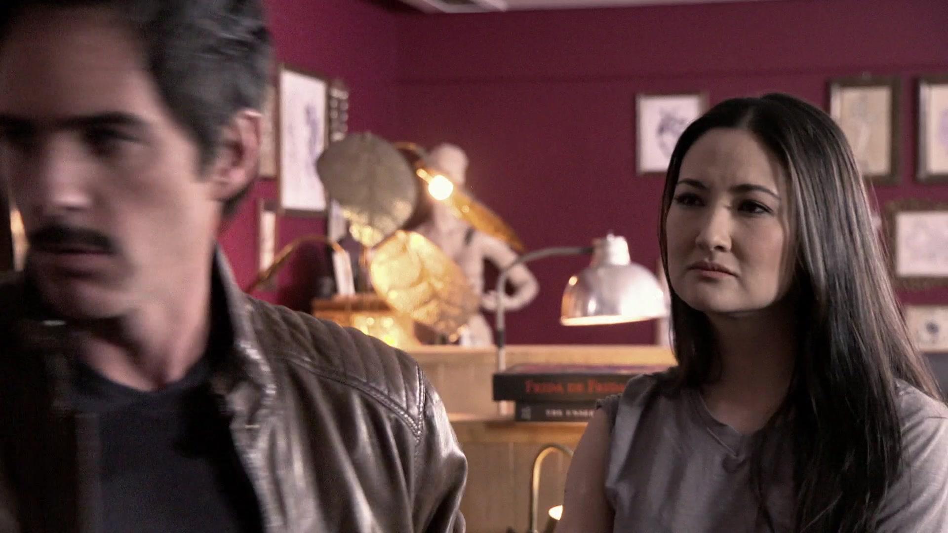 Watch El Chema Episode: Al Acecho - NBC.com