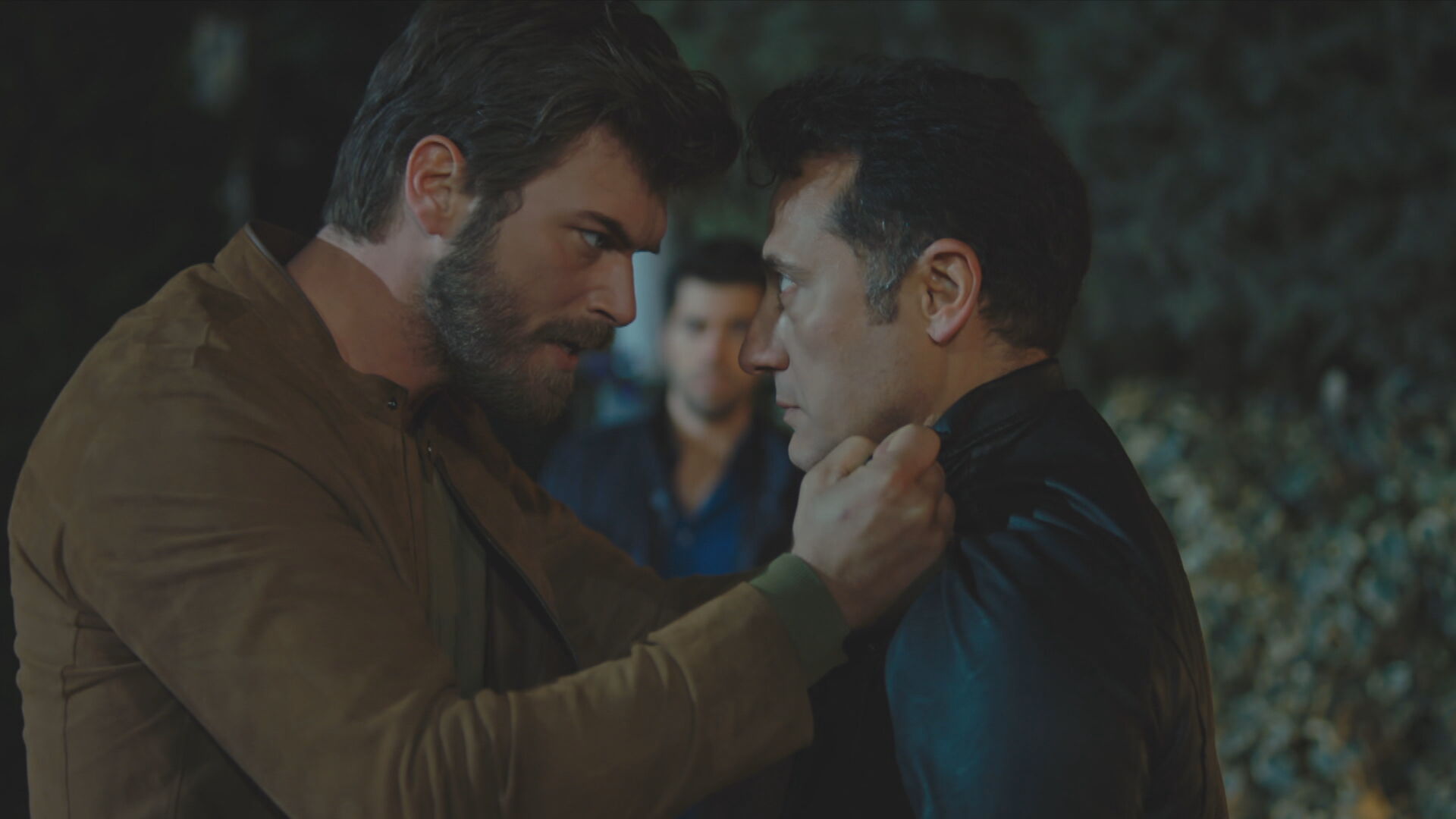 Watch Amor Valiente Episode: Algo no cuadra - NBC.com