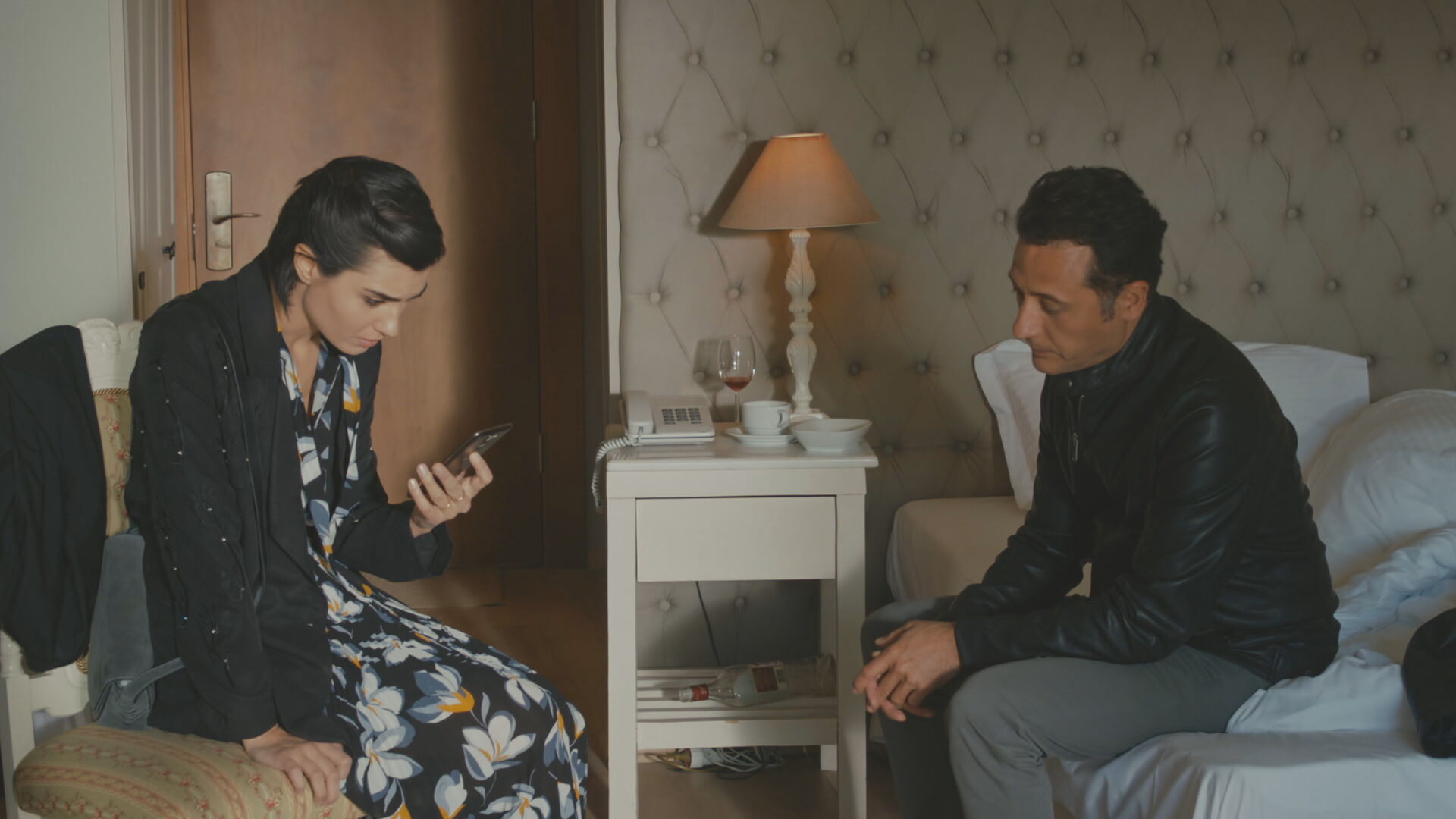 Watch Amor Valiente Episode: Compleja elección - NBC.com